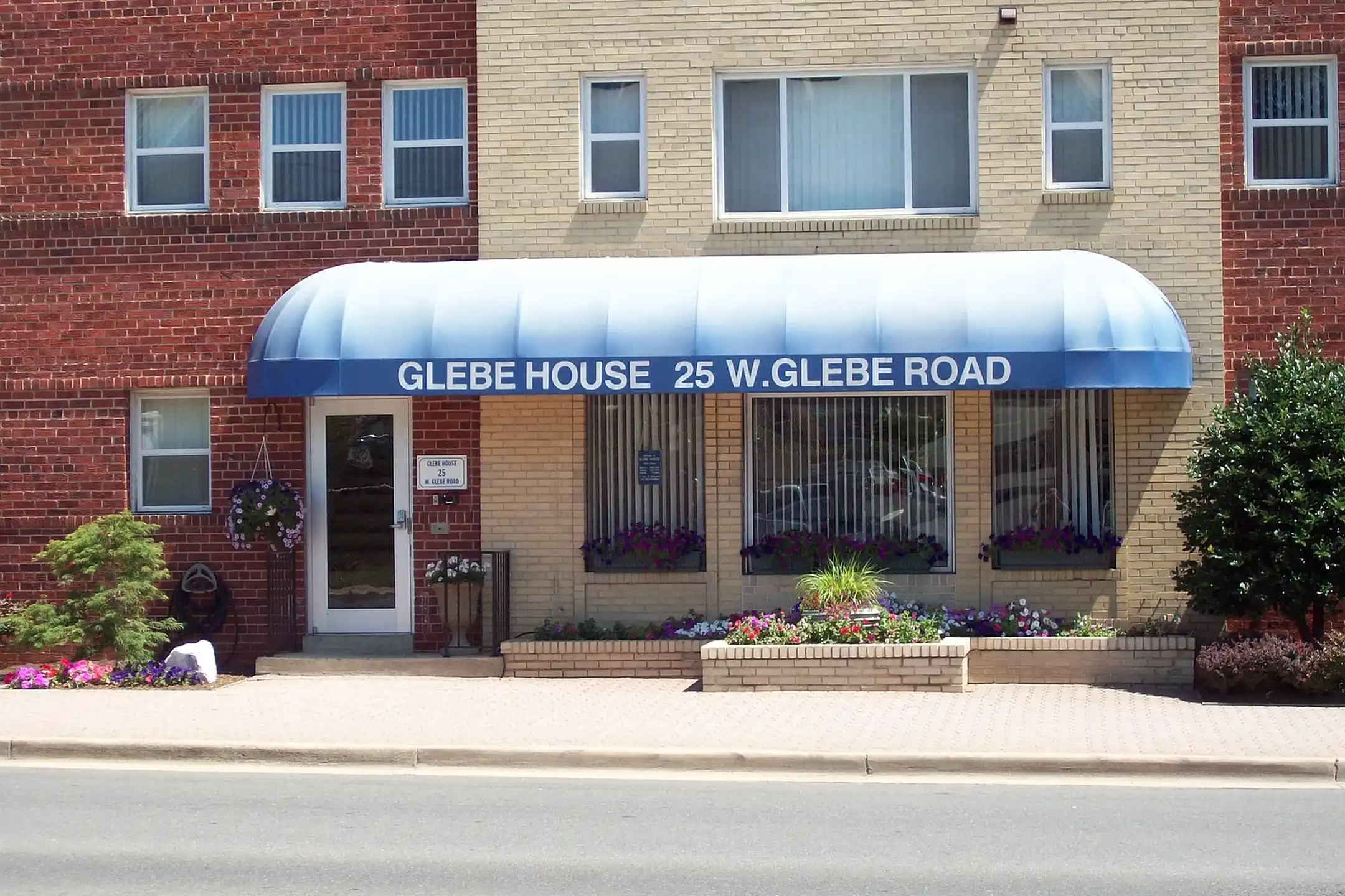 Glebe House Apartments - Alexandria, VA 22305 | ApartmentGuide.com