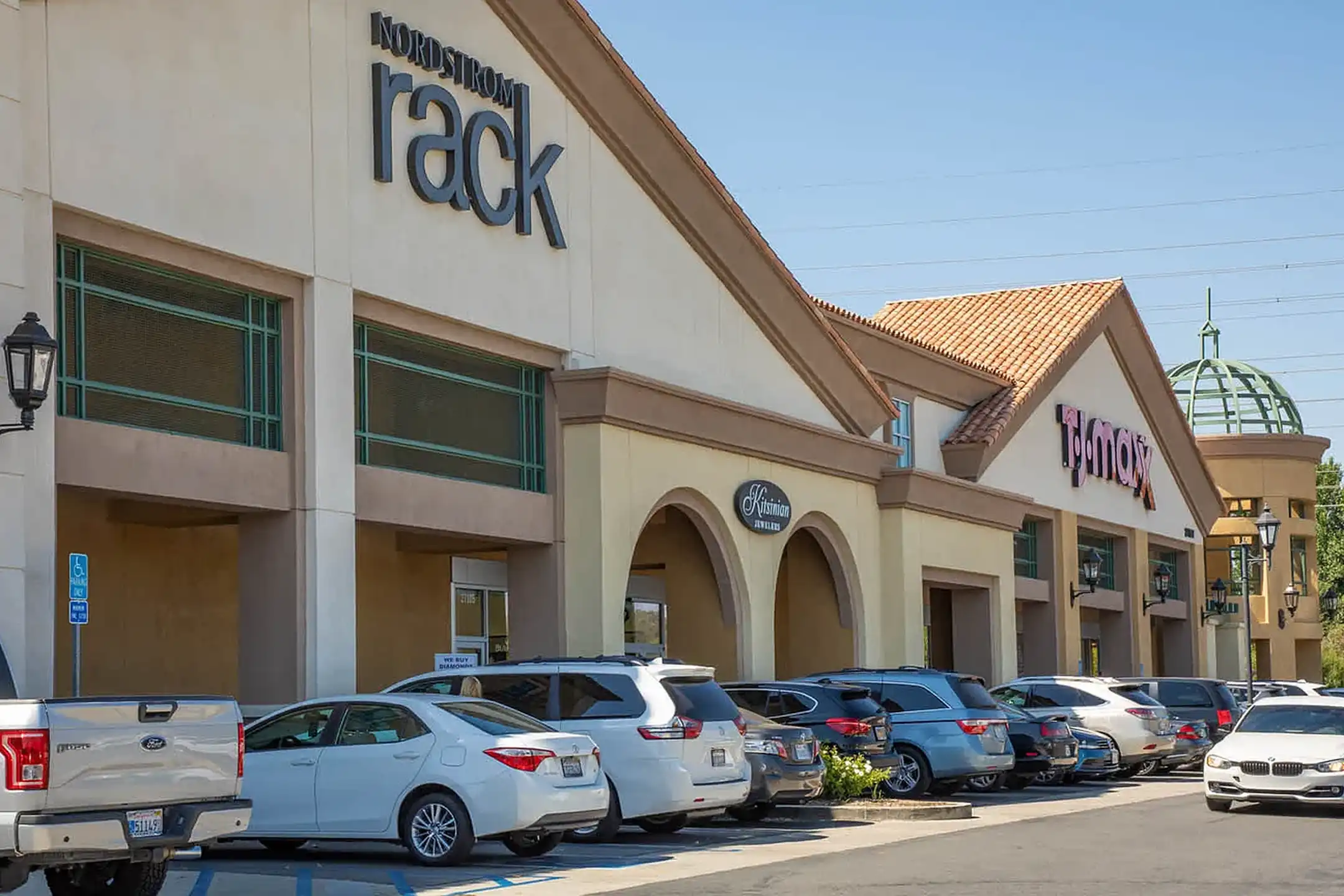 Promenade at Town Center - Valencia, CA 91355 | ApartmentGuide.com