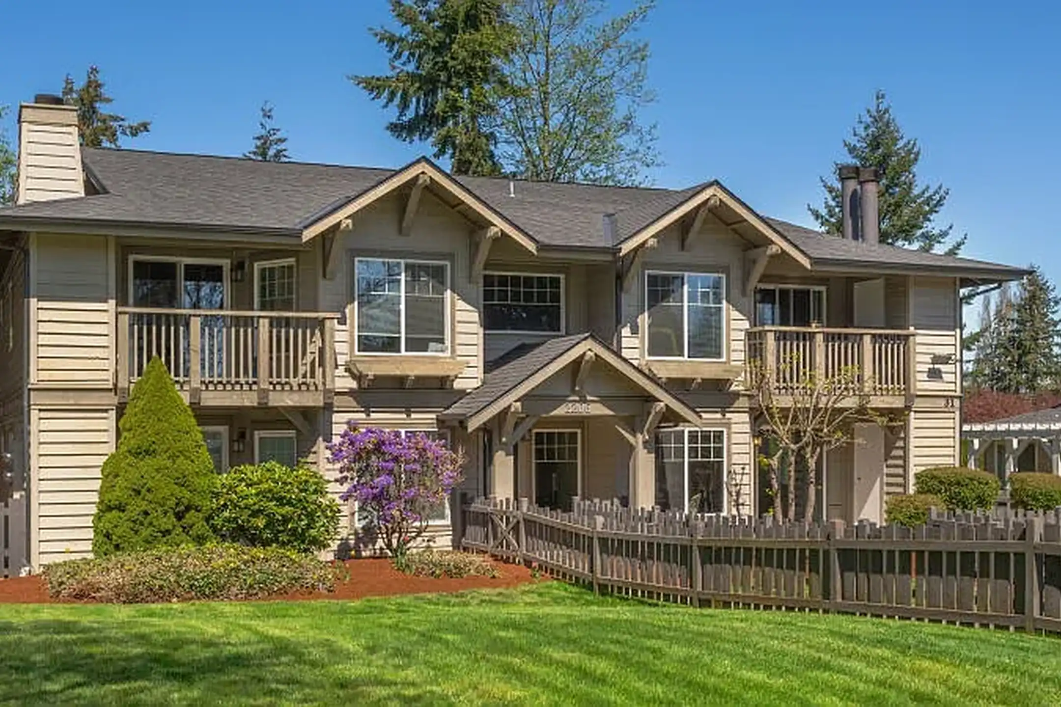 Trellis Apartments - Federal Way, WA 98023 | ApartmentGuide.com