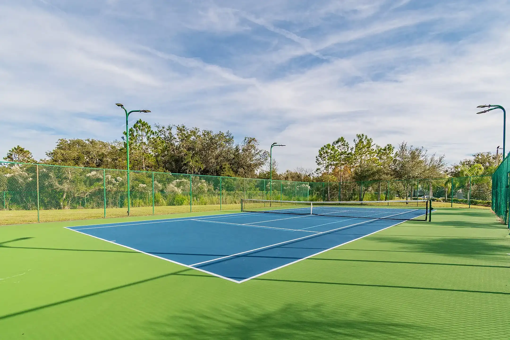 THE PARQ AT CROSS CREEK - Tampa Palms, FL 33647 | ApartmentGuide.com