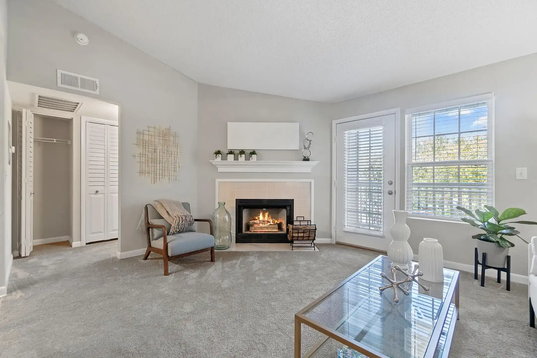 The Crossings at Short Pump - Richmond, VA 23233 | ApartmentGuide.com