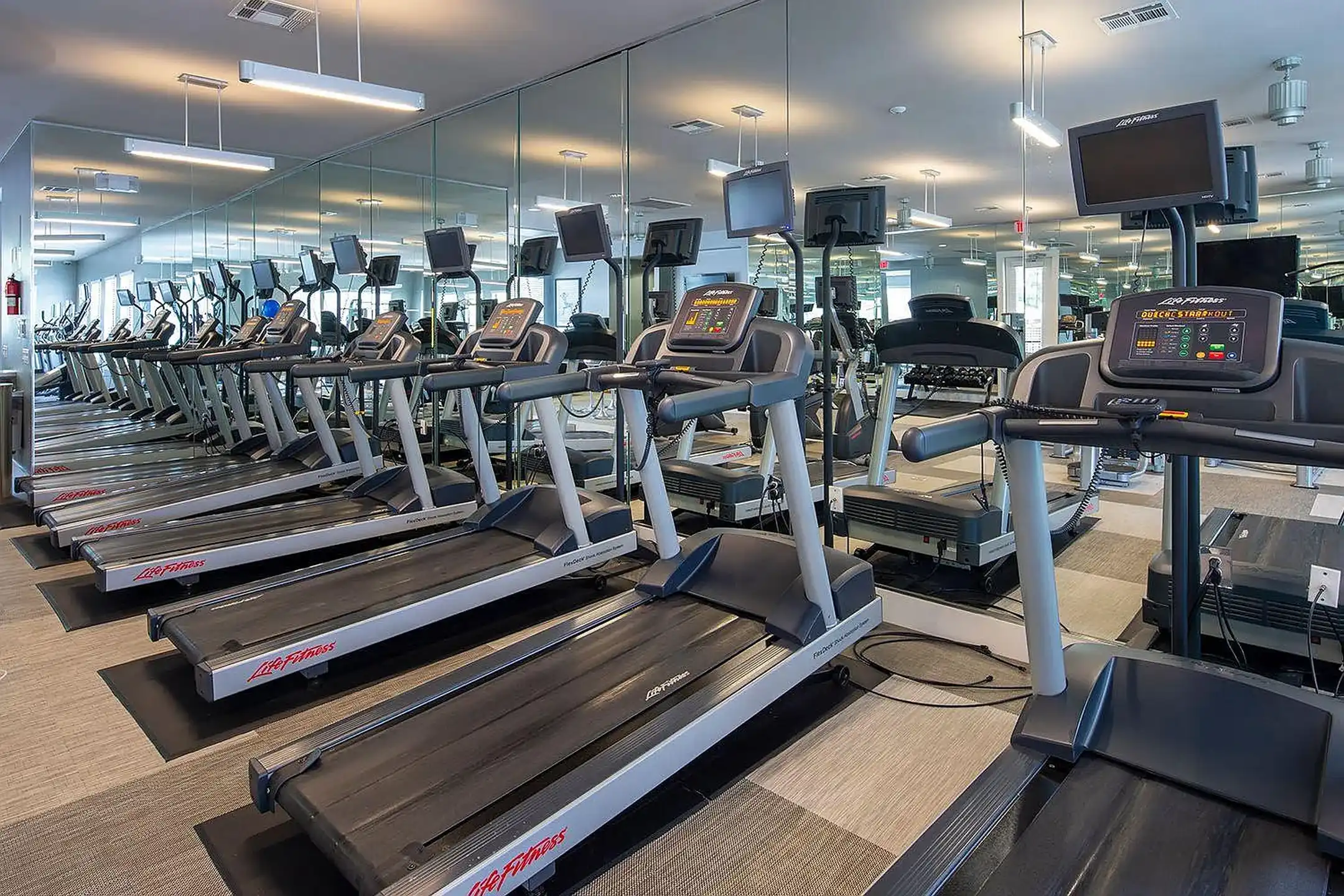 9900 Memorial - Houston, TX 77024 | ApartmentGuide.com