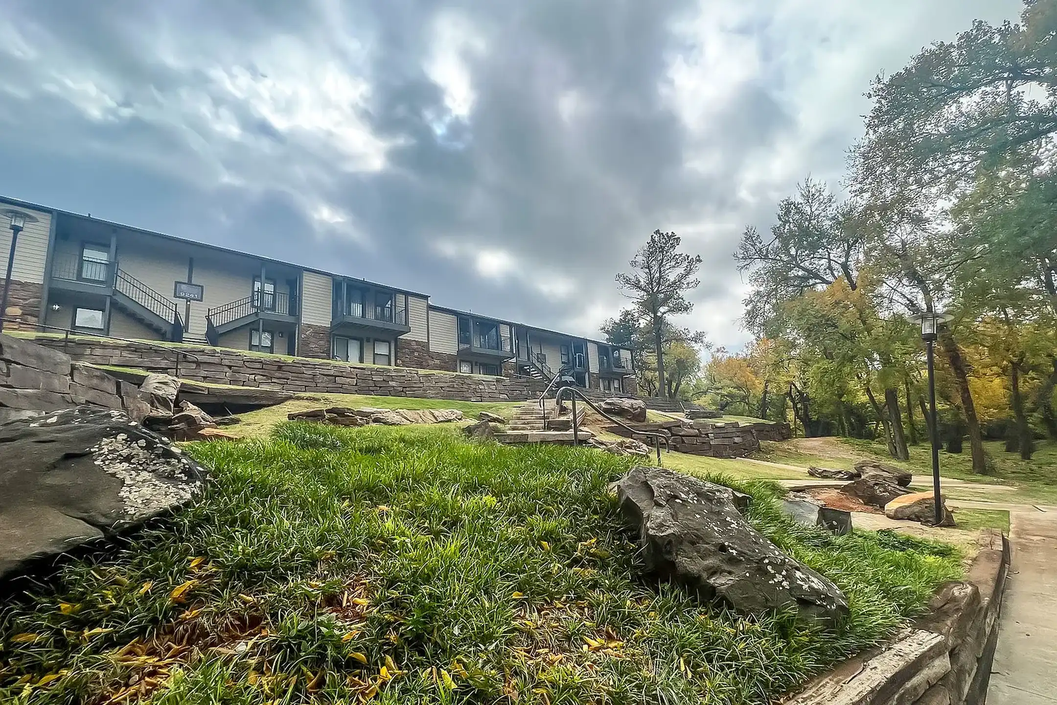 Stonebrook Apartments - Oklahoma City, OK 73132 | ApartmentGuide.com