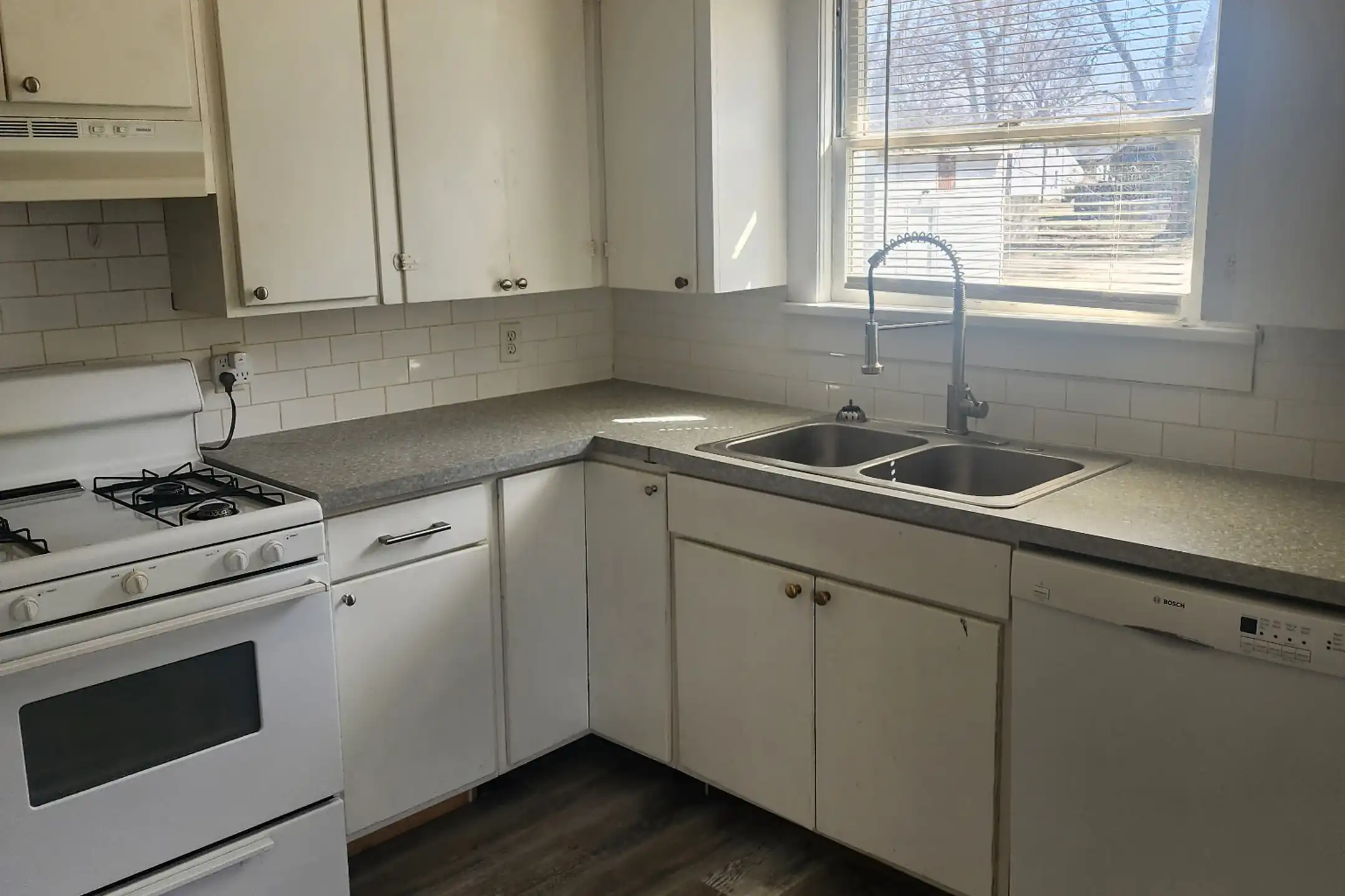 222 N 5th St unit 222 - Newark, OH 43055 | ApartmentGuide.com