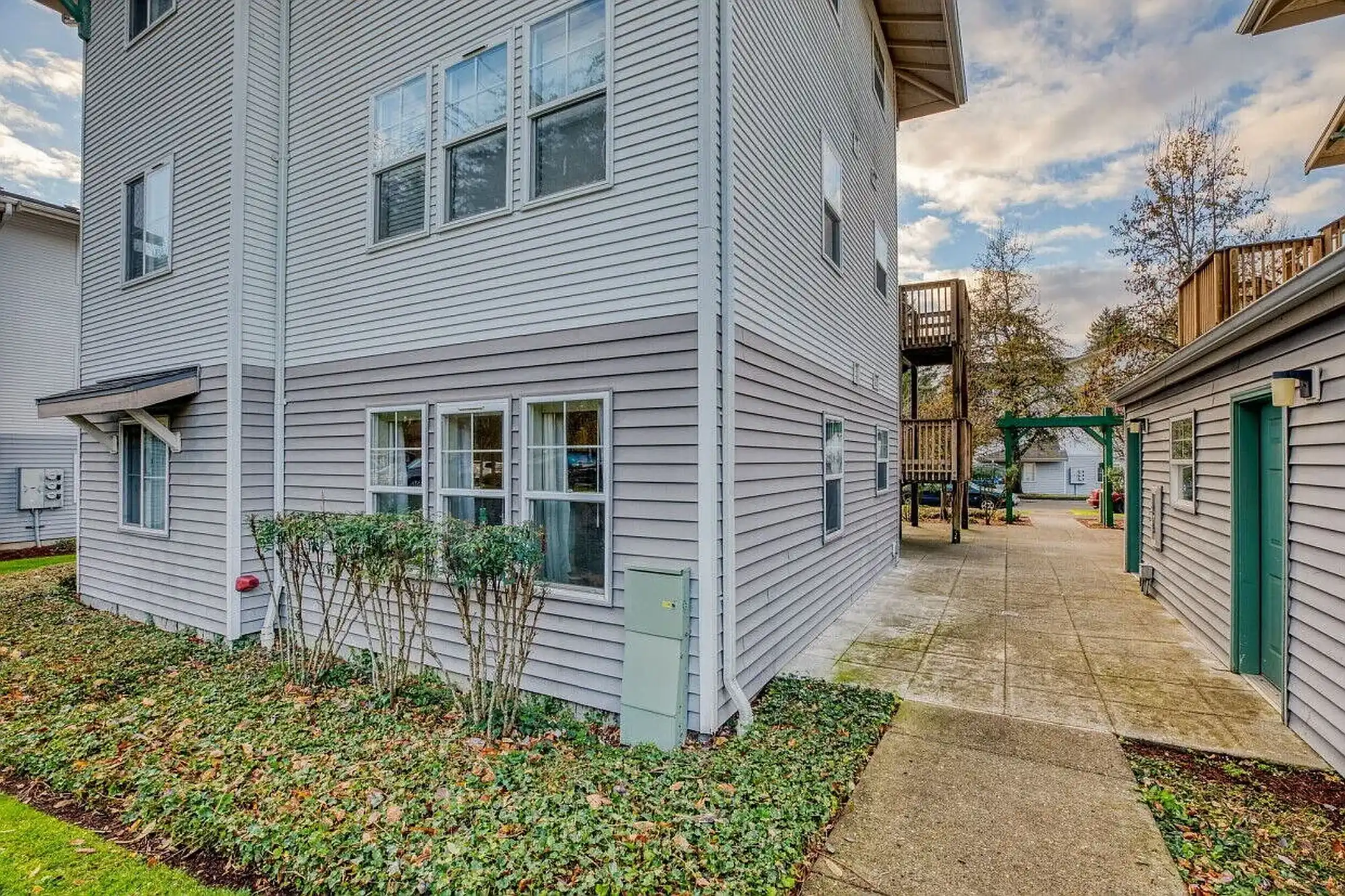 Fern Ridge - Olympia, WA 98502 | ApartmentGuide.com