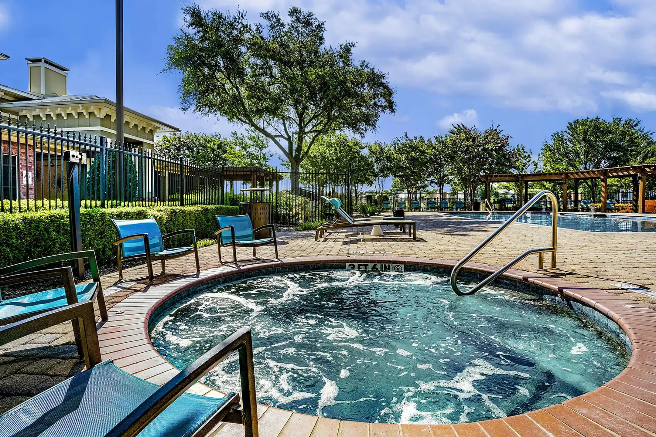 Indigo Pointe - Grand Prairie, TX 75052 | ApartmentGuide.com