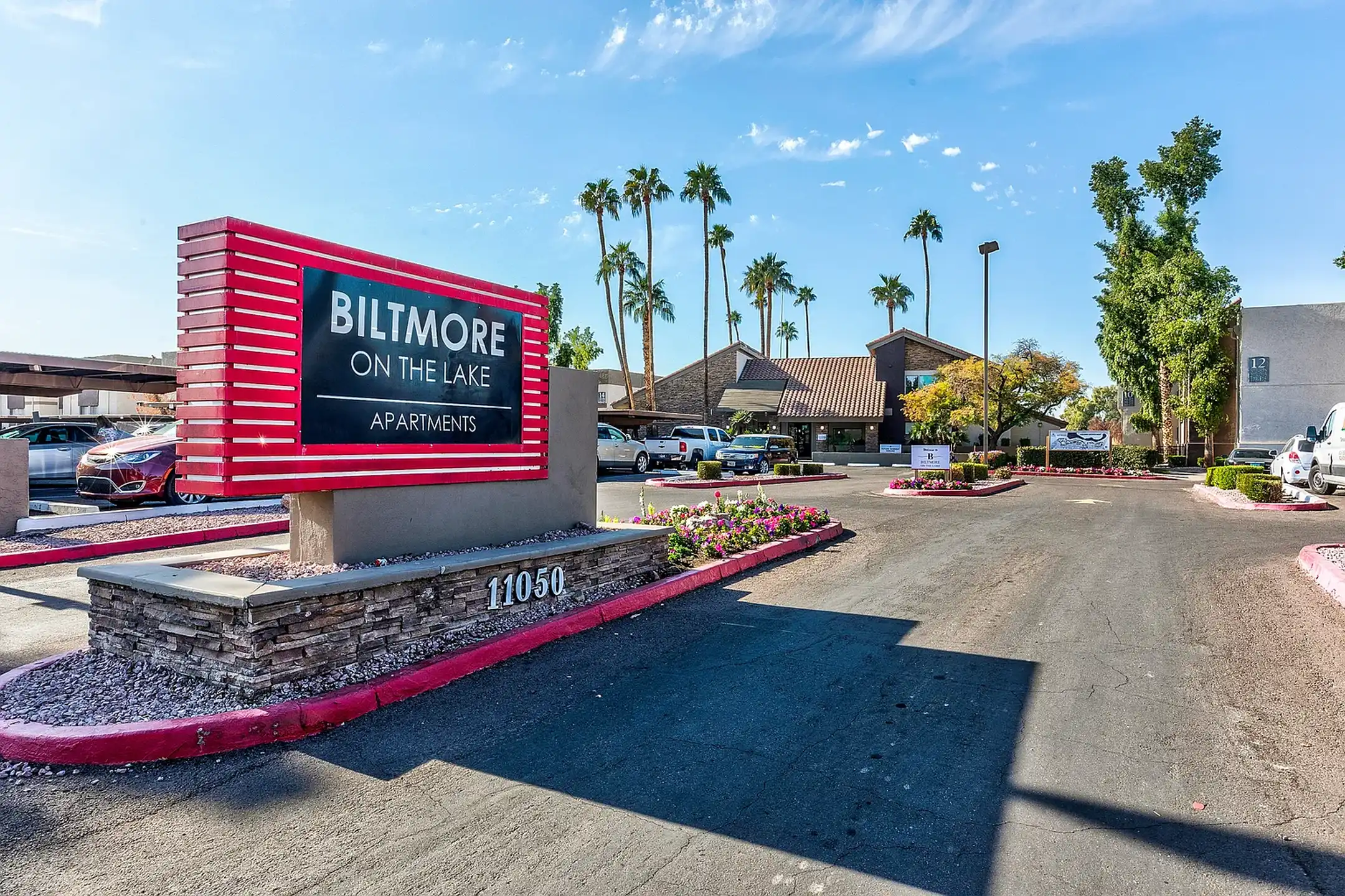 Biltmore on the Lake - Phoenix, AZ 85029 | ApartmentGuide.com