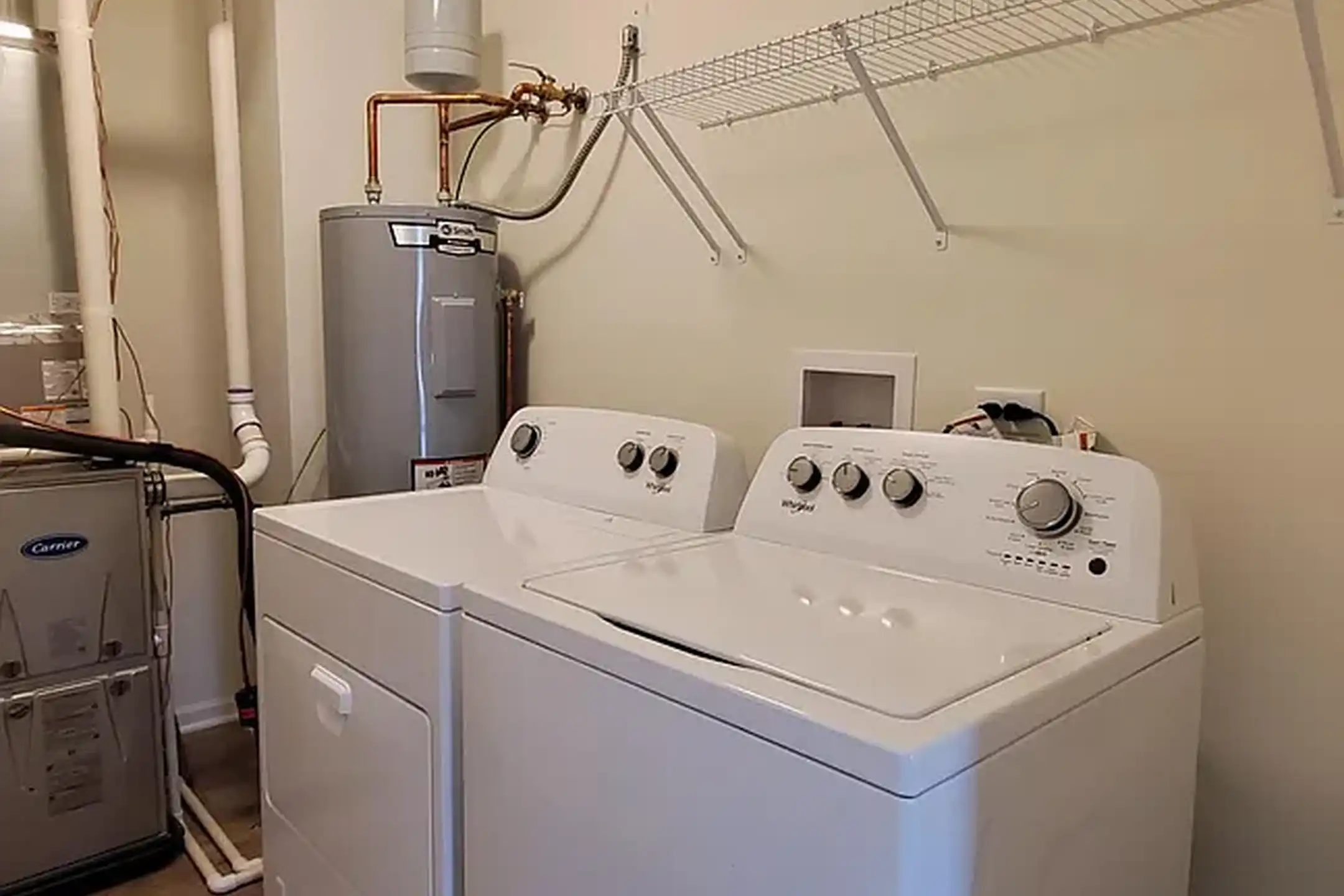 Timber Pointe Apartments - Joliet, IL 60431 | ApartmentGuide.com