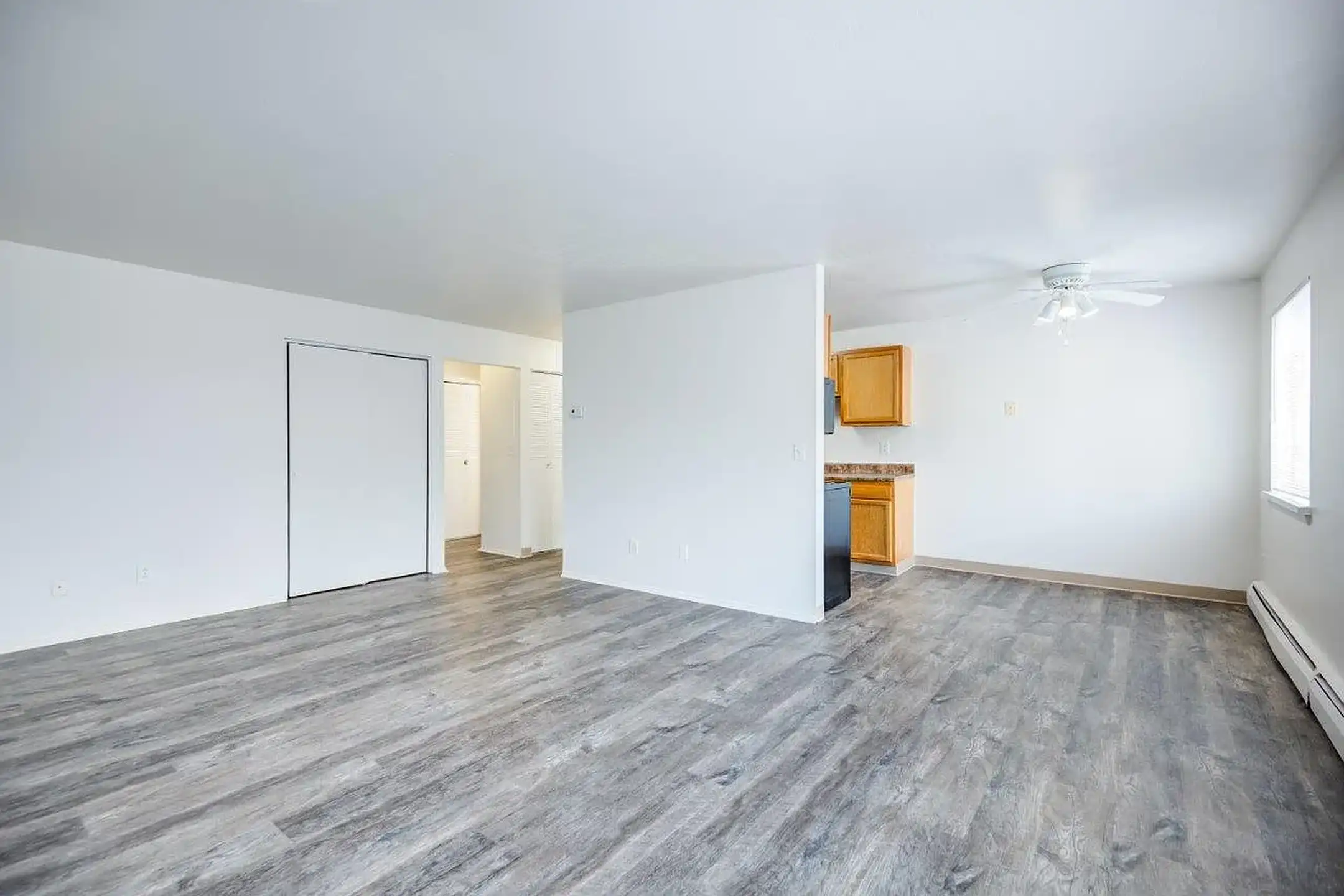 Lake Vista Apartment Homes - Rochester, NY 14612 | ApartmentGuide.com