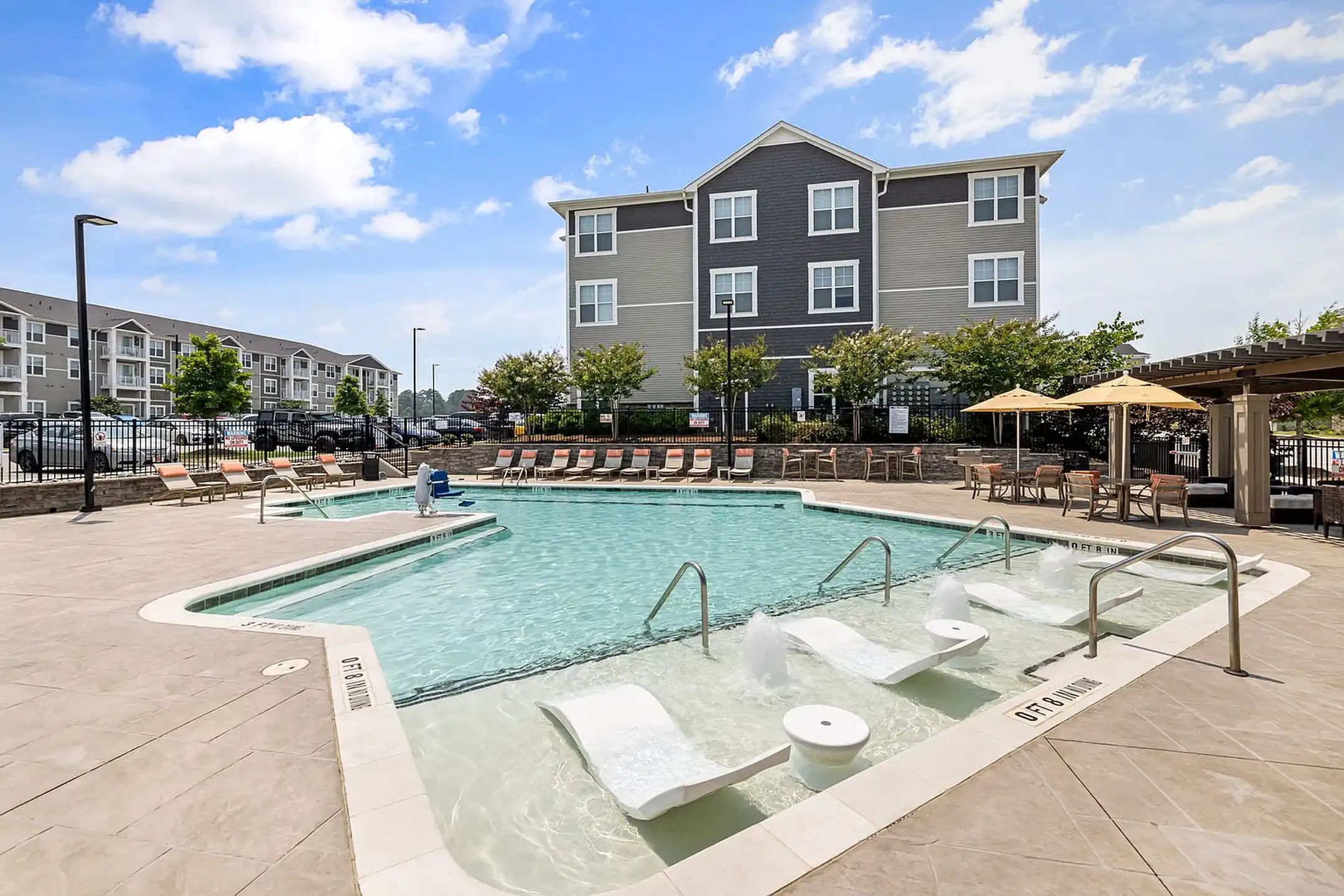 Hudson 5401 - Raleigh, NC 27616 | ApartmentGuide.com