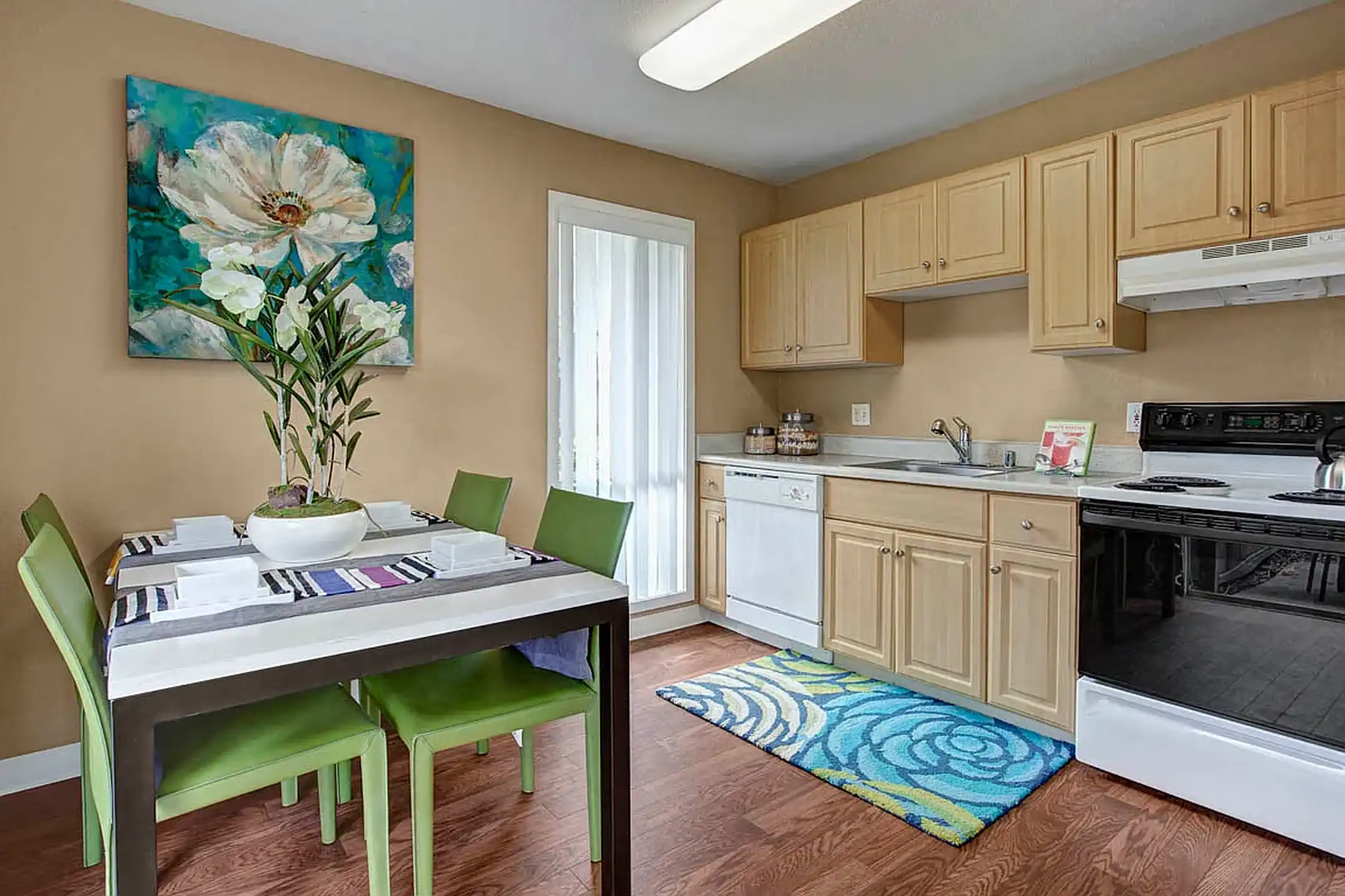 Capitol Towers - Towers and Villas - Sacramento, CA 95814 ...
