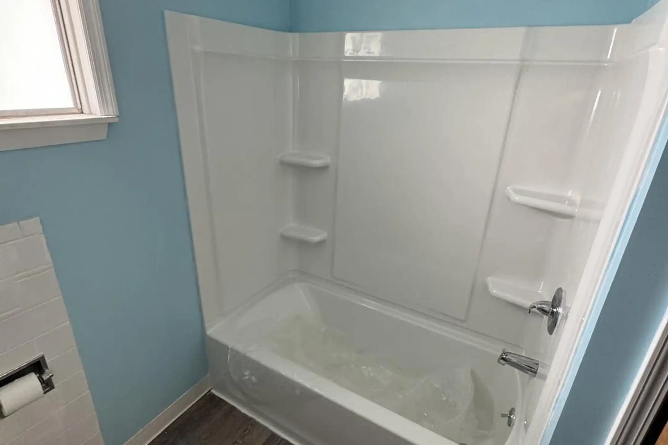 176 Meadowlawn Rd - Buffalo, NY 14225 | ApartmentGuide.com