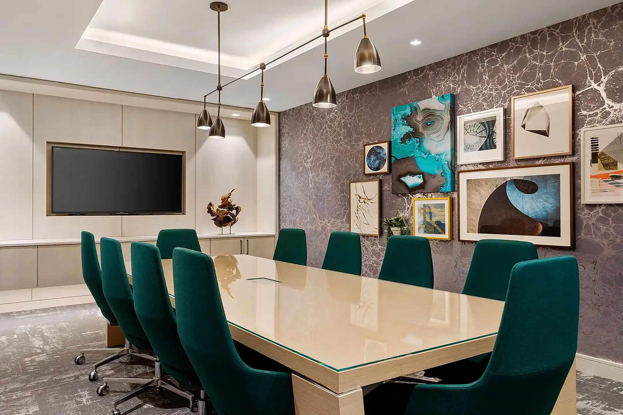 The Chase at Overlook Ridge - Revere, MA 02151 | ApartmentGuide.com