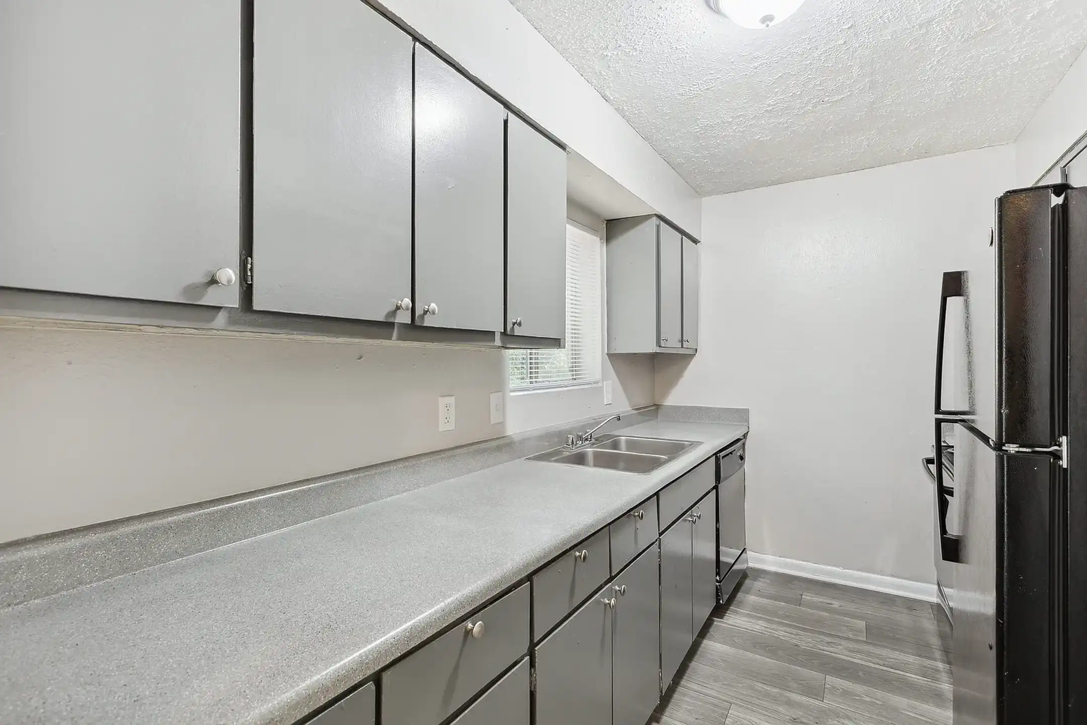 The Village at Wesley Chapel - Decatur, GA 30034 | ApartmentGuide.com