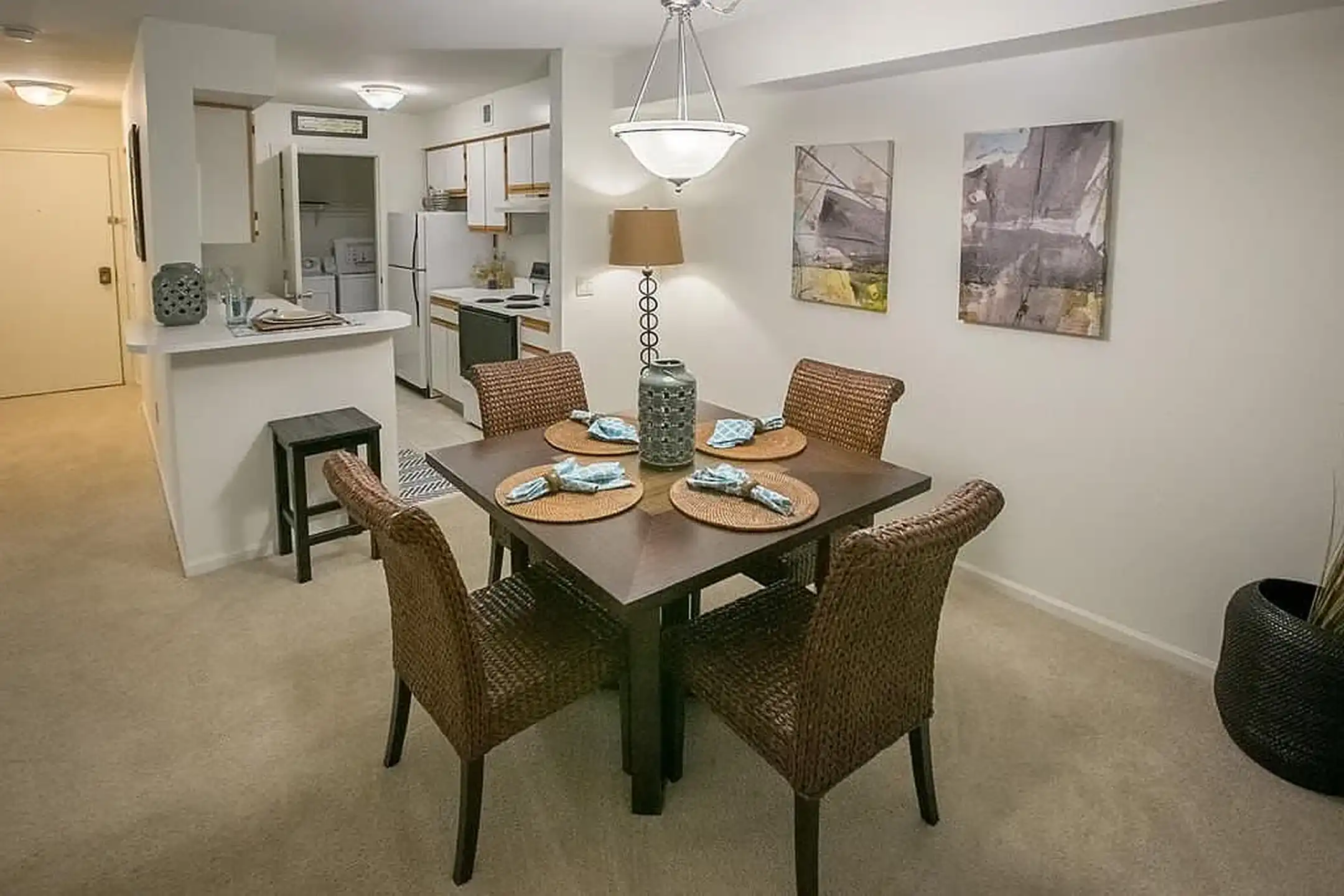 Summer Ridge Apartments - Kalamazoo, MI 49009 | ApartmentGuide.com