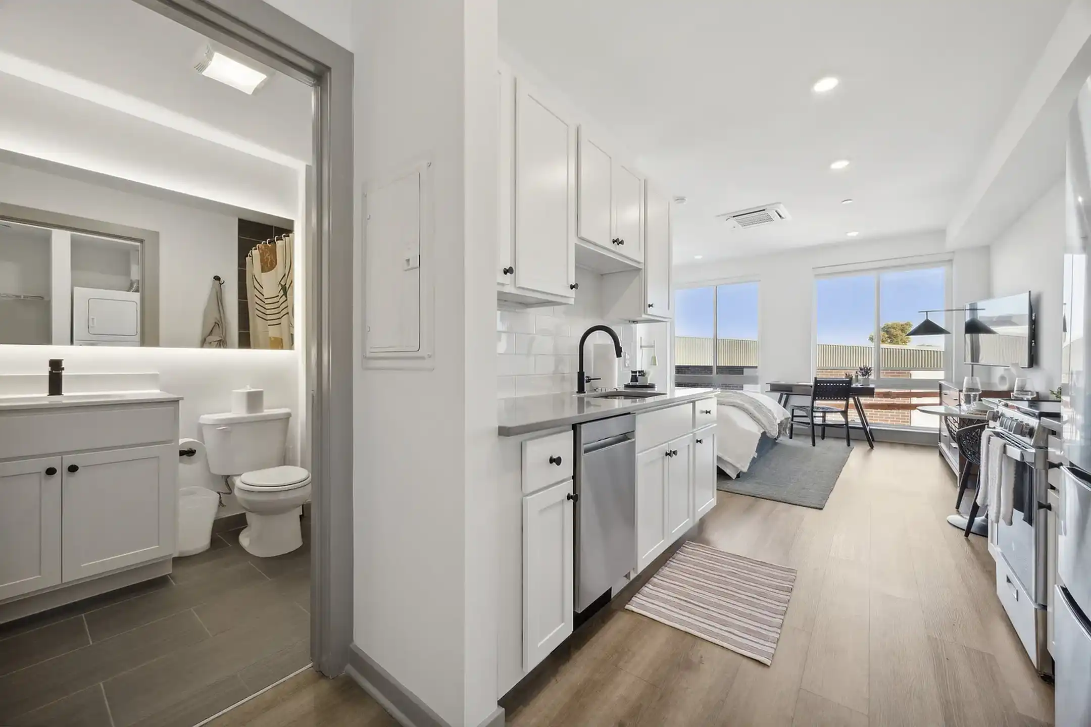 The Commons On Ludlow - Philadelphia, PA 19104 | ApartmentGuide.com