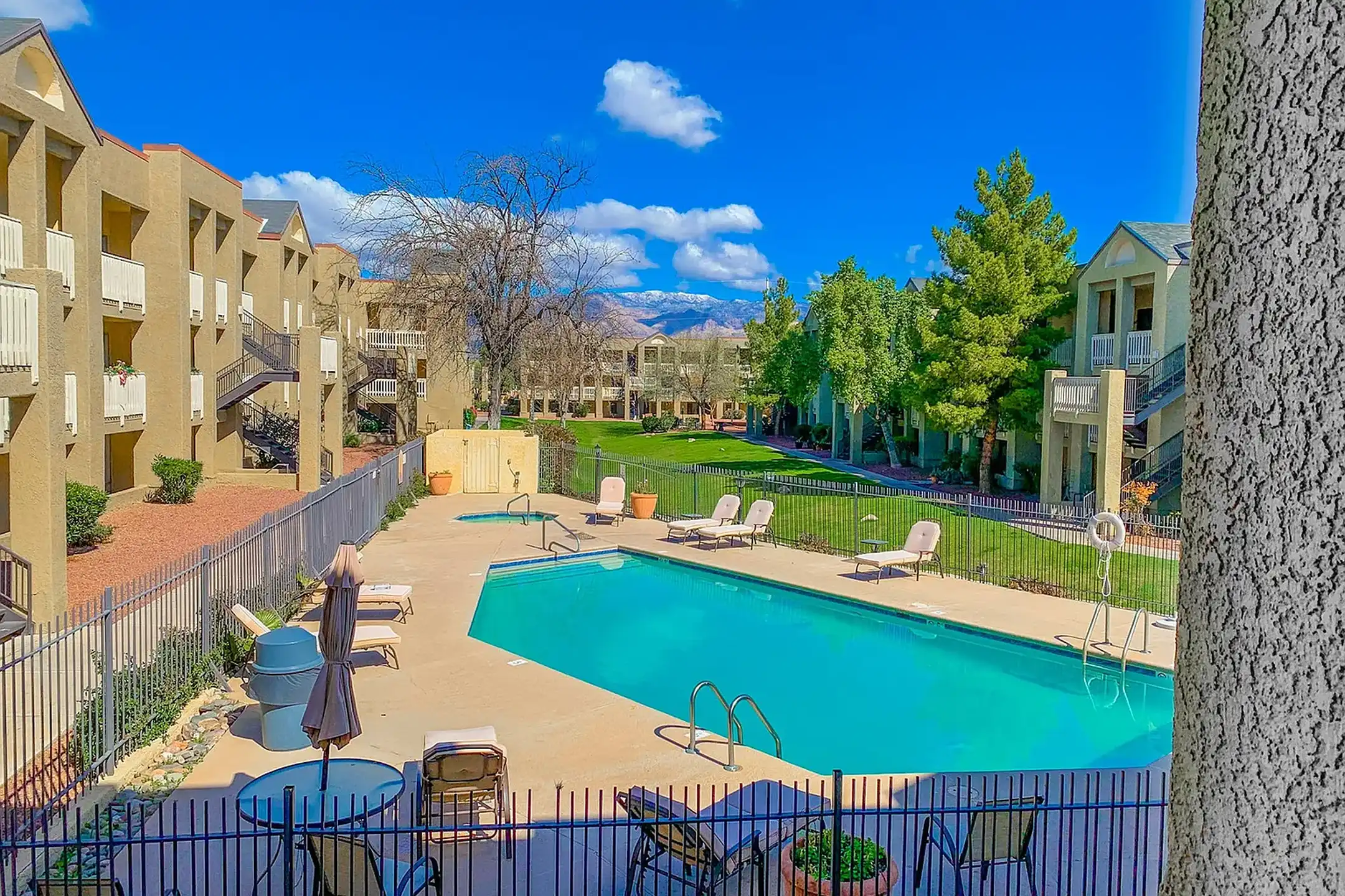 Pavilions at Pantano Apartments - Tucson, AZ 85710 | ApartmentGuide.com