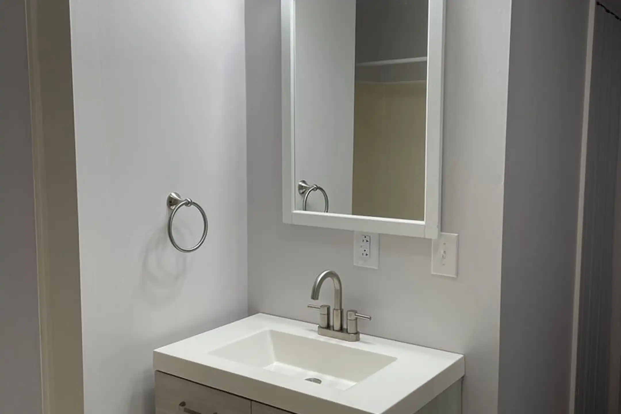380 Main Cross St unit 3 - Charlestown, IN 47111 | ApartmentGuide.com