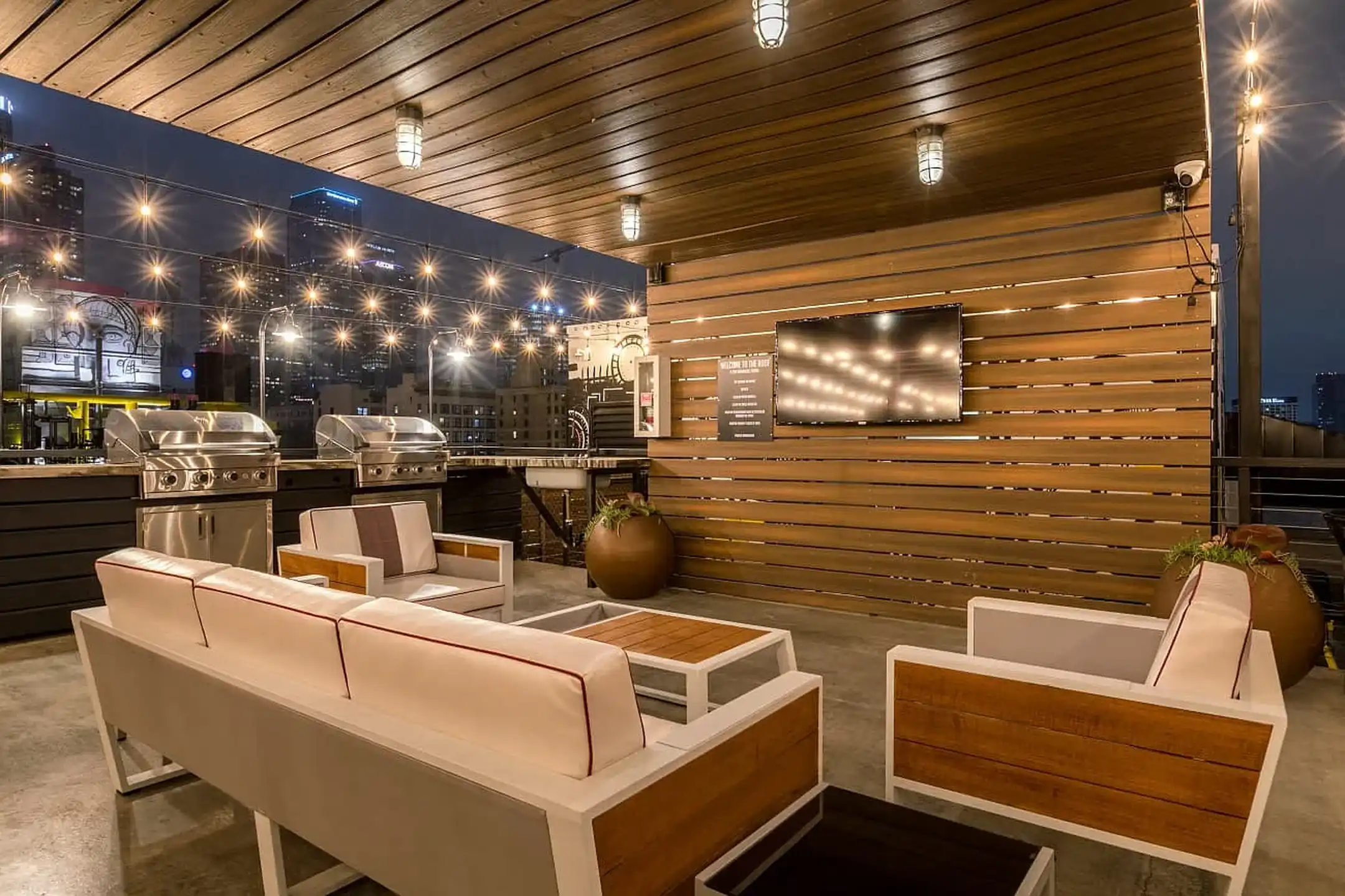 Santa Fe Lofts - Los Angeles, CA 90013 | ApartmentGuide.com