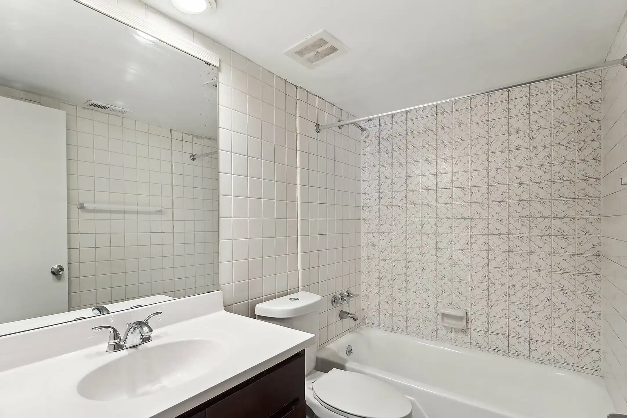 Montana Ridge Apartments - Cincinnati, OH 45211 | ApartmentGuide.com