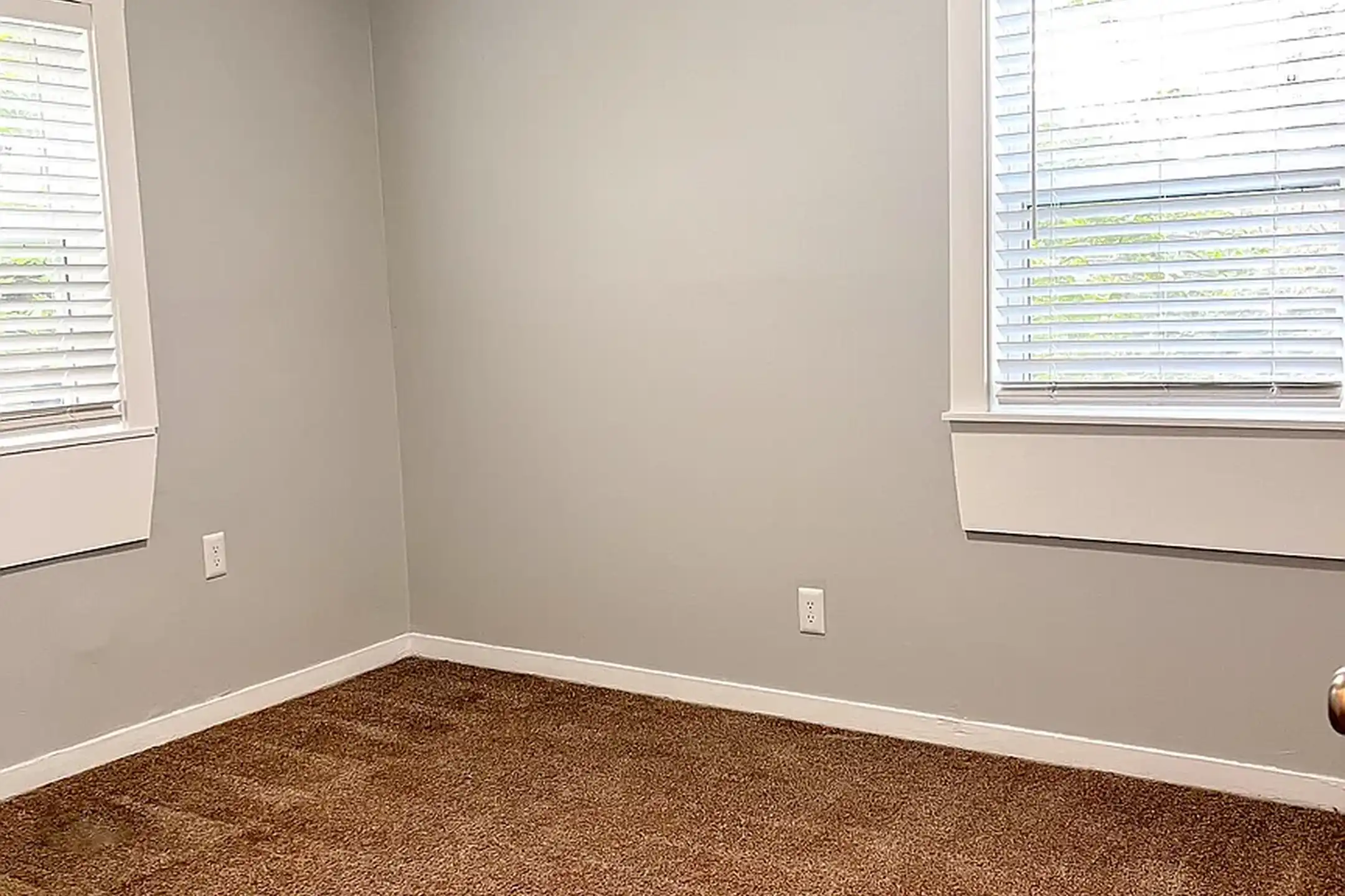 Ridgeside Flats - Chattanooga, TN 37411 | ApartmentGuide.com