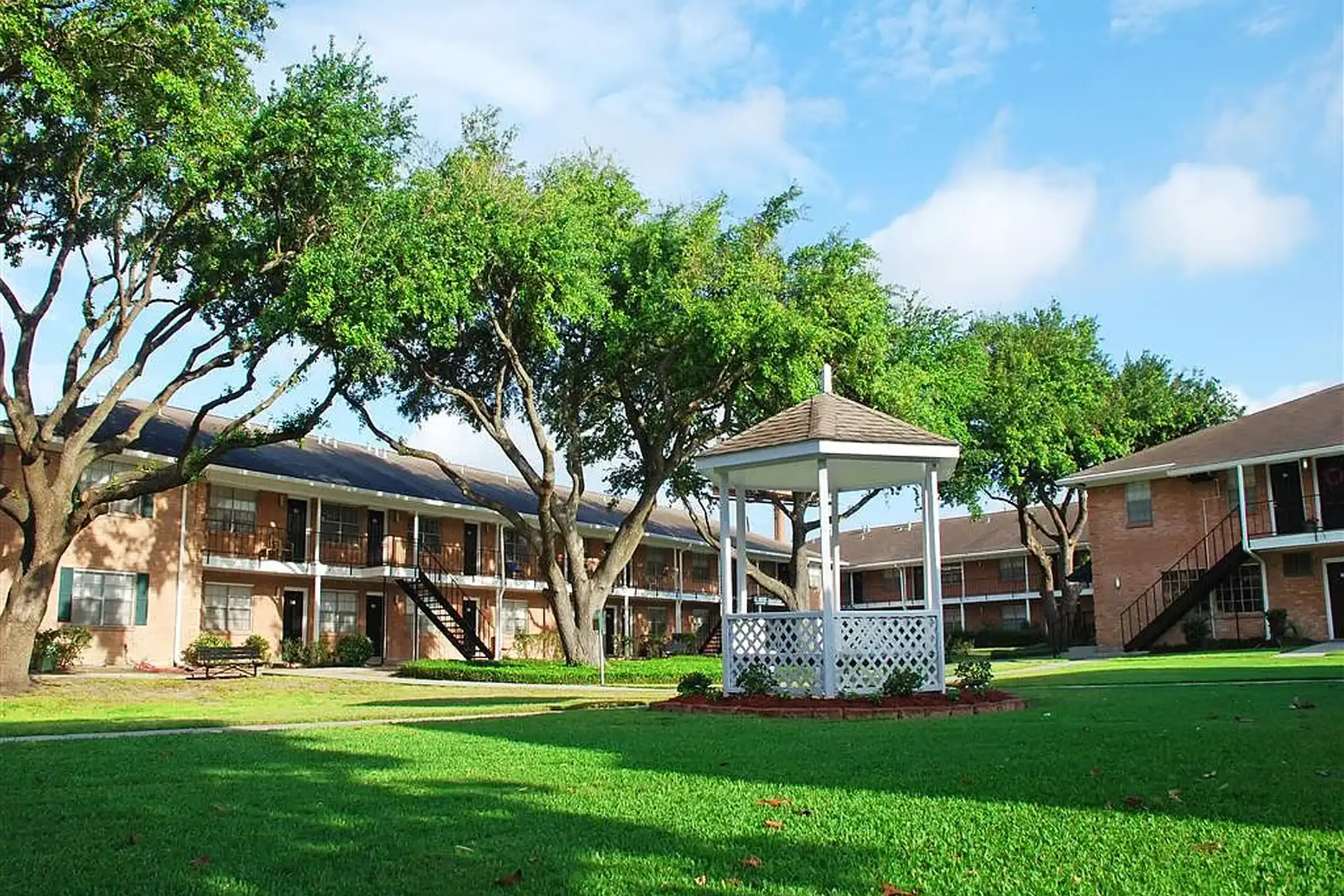 Bellawood - Metairie, LA 70003 | ApartmentGuide.com