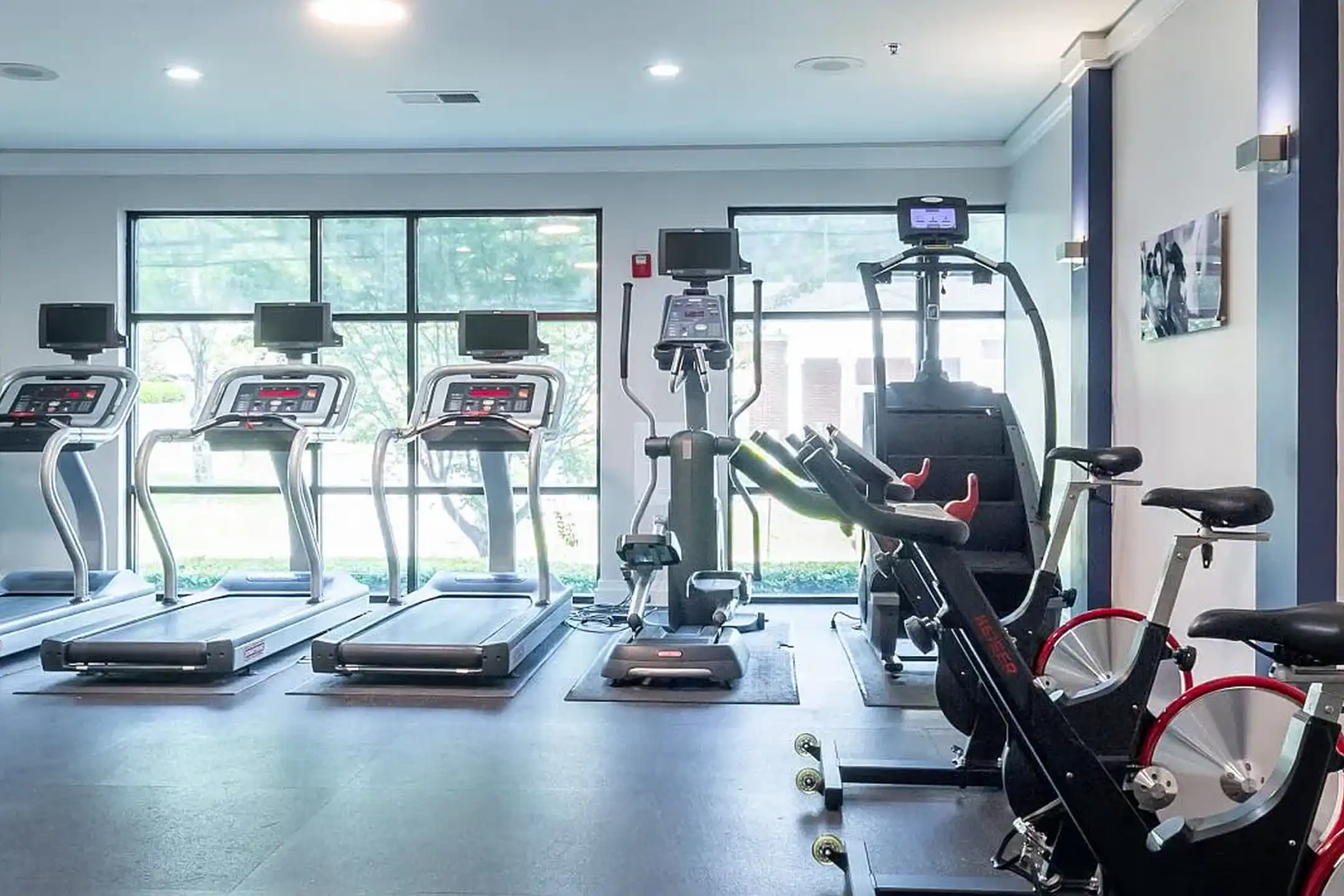 CB Lofts Apartments - Atlanta, GA 30324 | ApartmentGuide.com