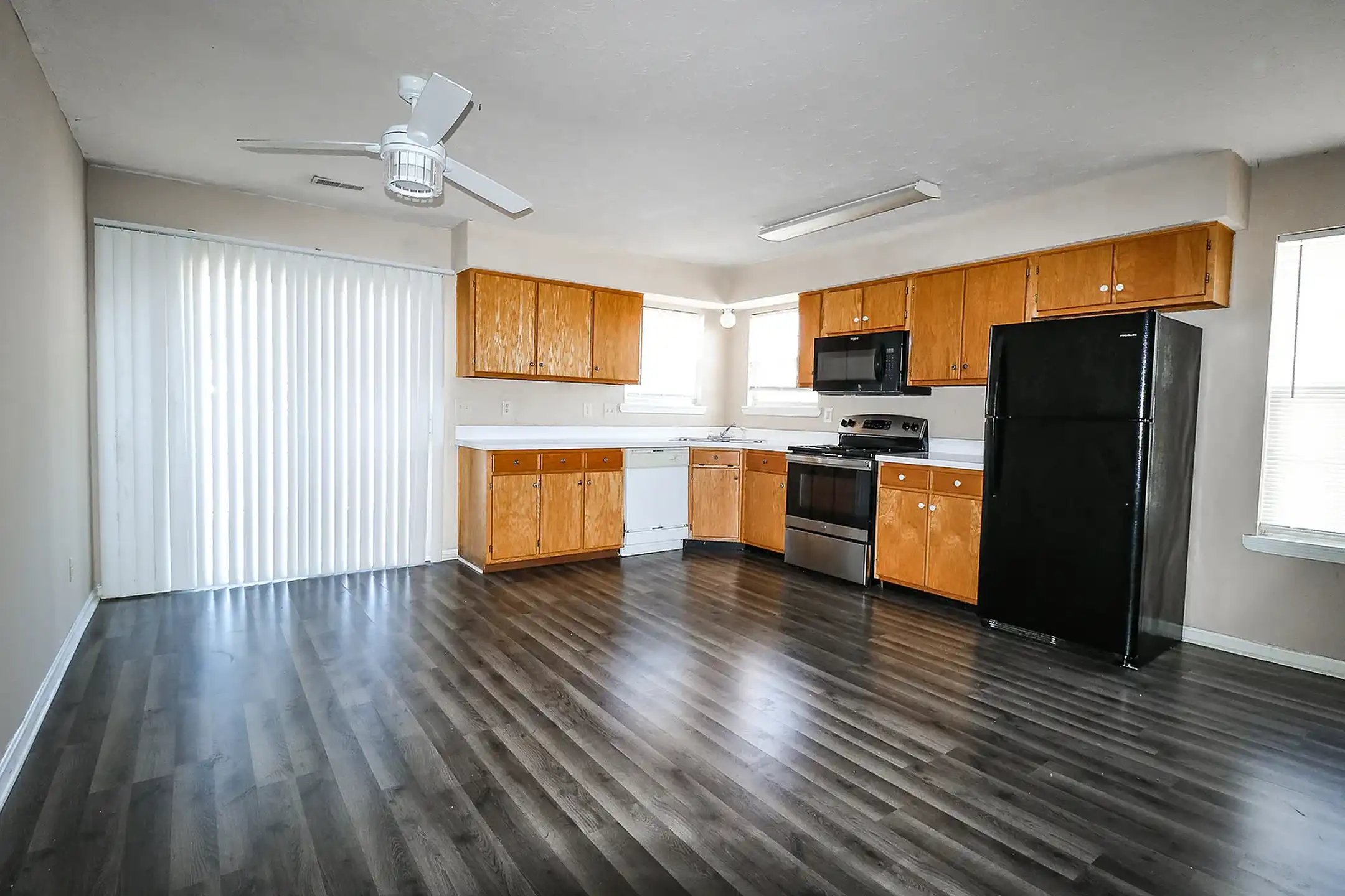 Ashley Square Duplexes - Jeffersonville, IN 47130 | ApartmentGuide.com