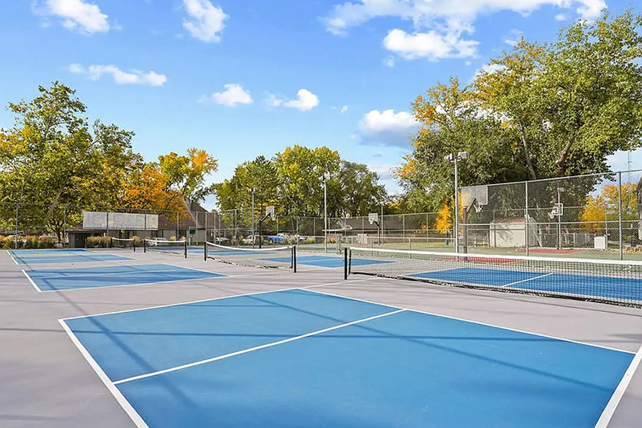 Hunters Woods - Salt Lake City, UT 84123 | ApartmentGuide.com