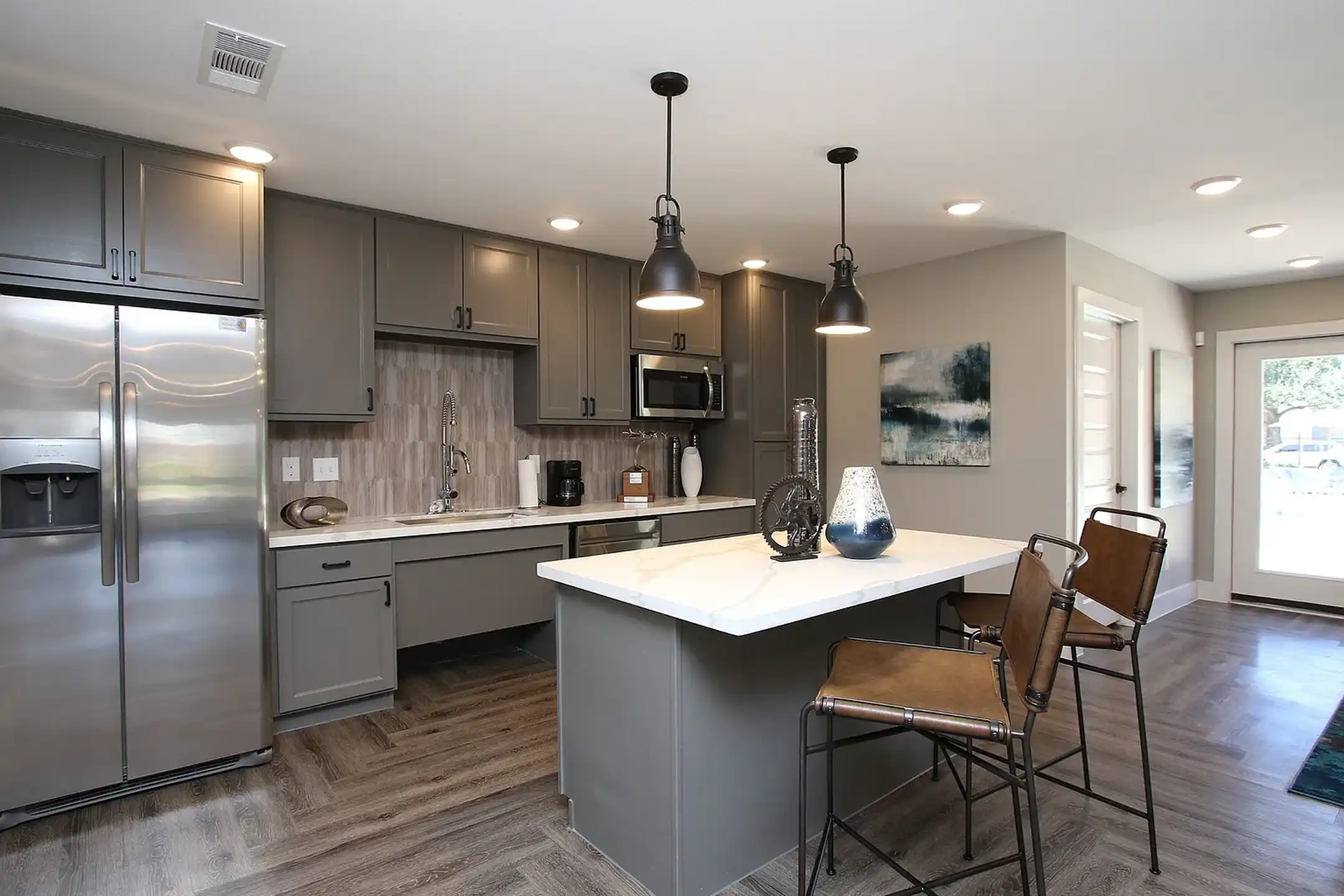 Barringer Square - Webster, TX 77598 | ApartmentGuide.com