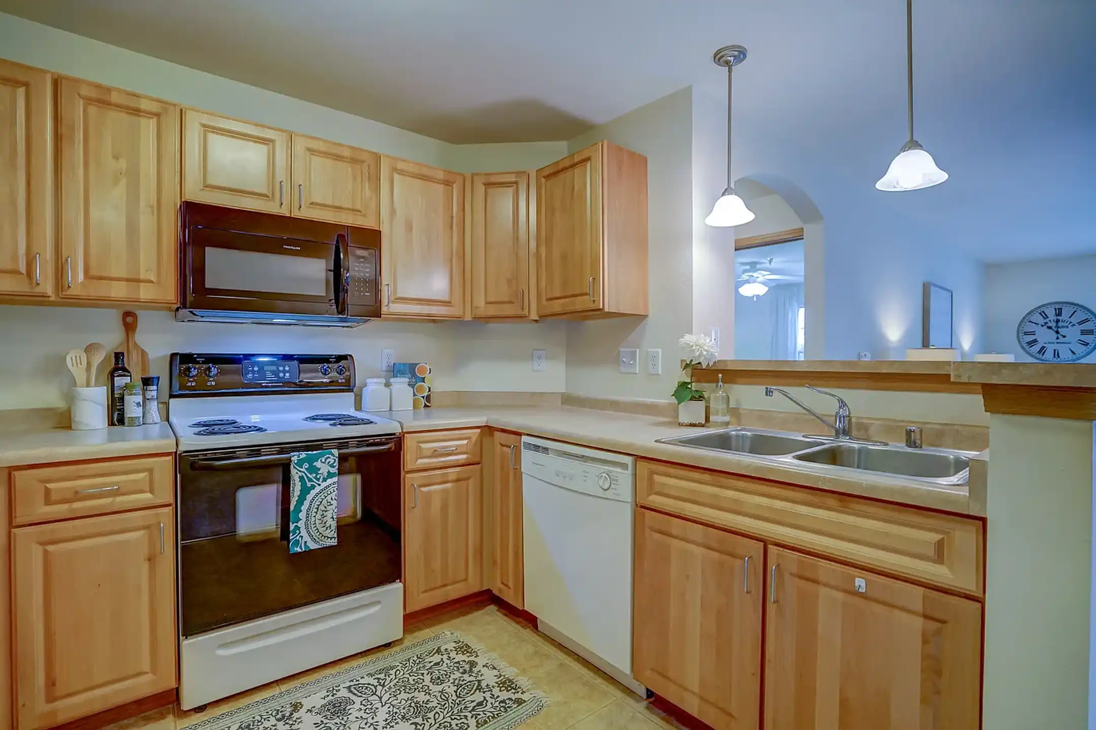Highland Fields - De Forest, WI 53532 | ApartmentGuide.com