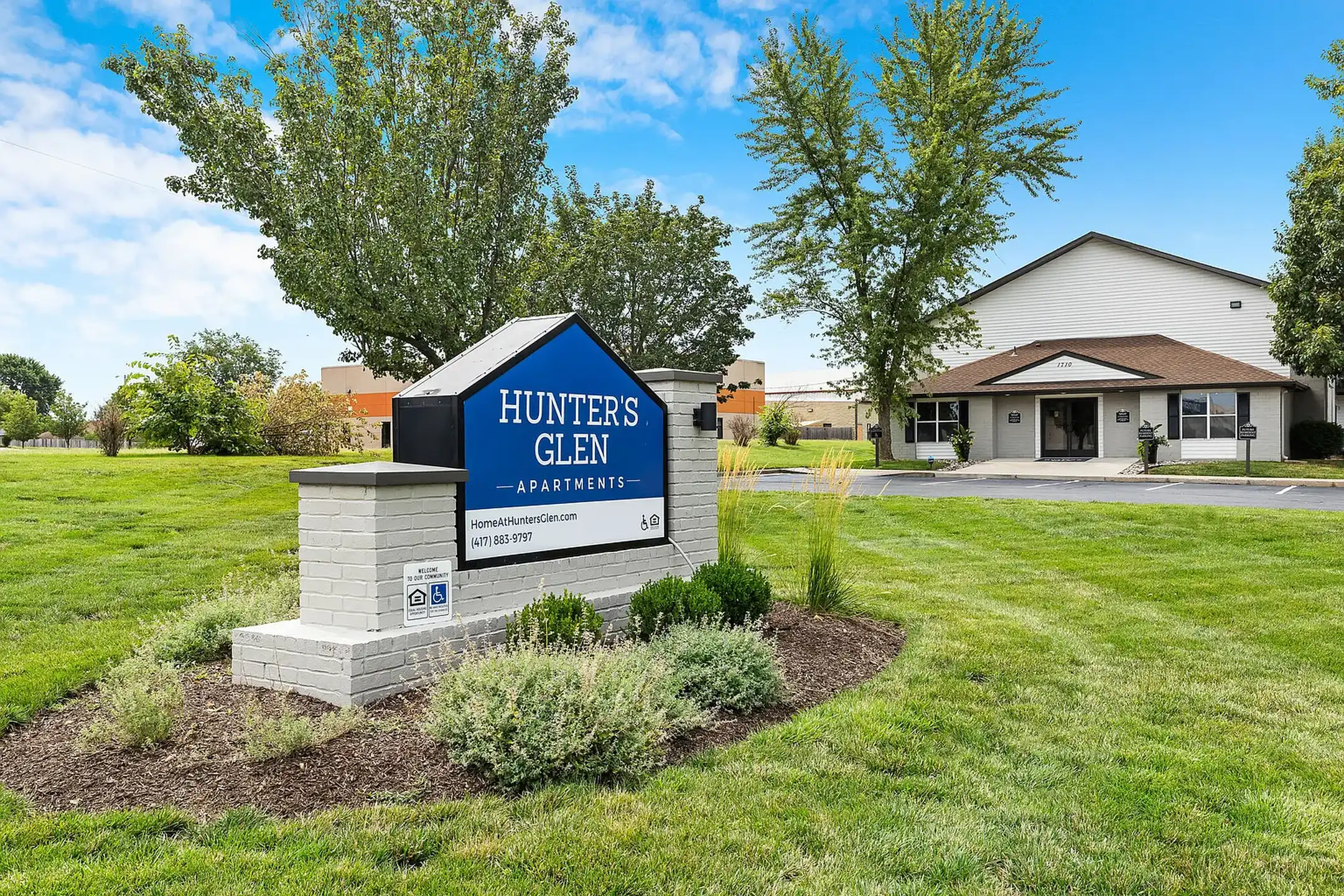 Hunters Glen - Springfield, MO 65807 | ApartmentGuide.com