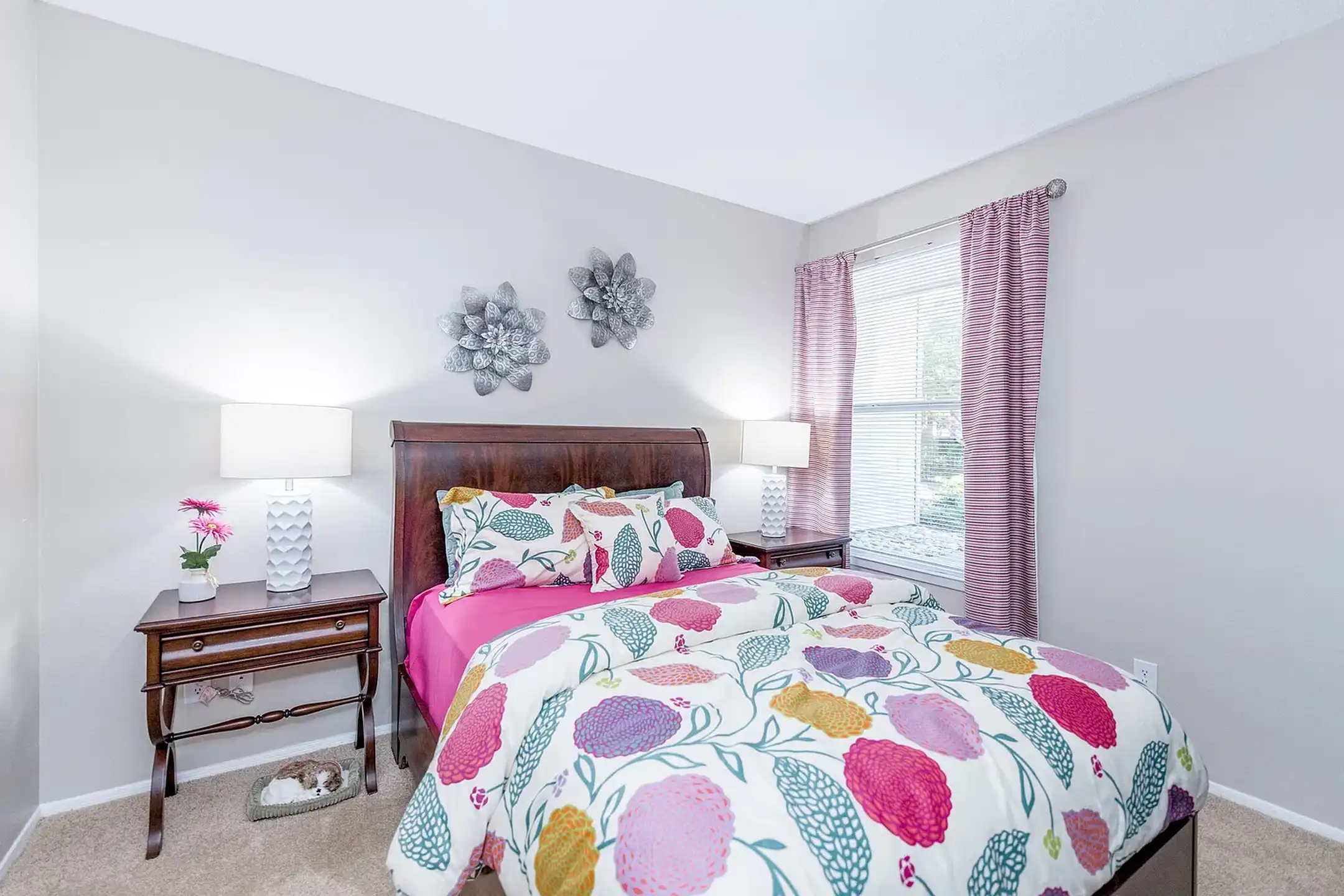 Signature Place - Hampton, VA 23666 | ApartmentGuide.com