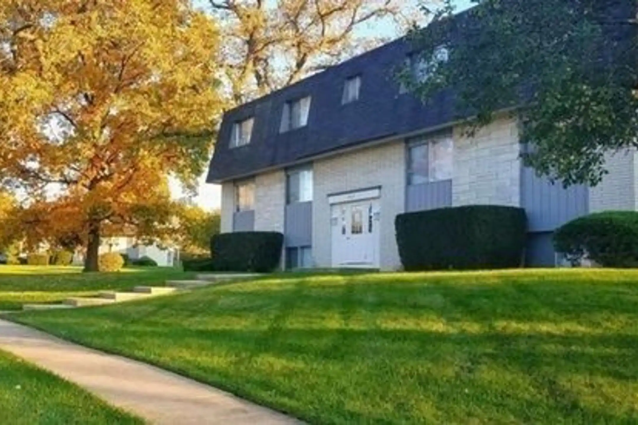 4344 McClure Ave unit M 4387-02 - Gurnee, IL 60031 | ApartmentGuide.com