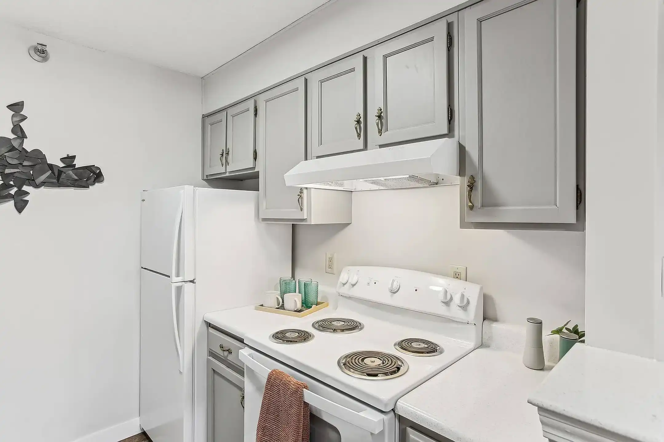 200 Webster - Madison, TN 37115 | ApartmentGuide.com