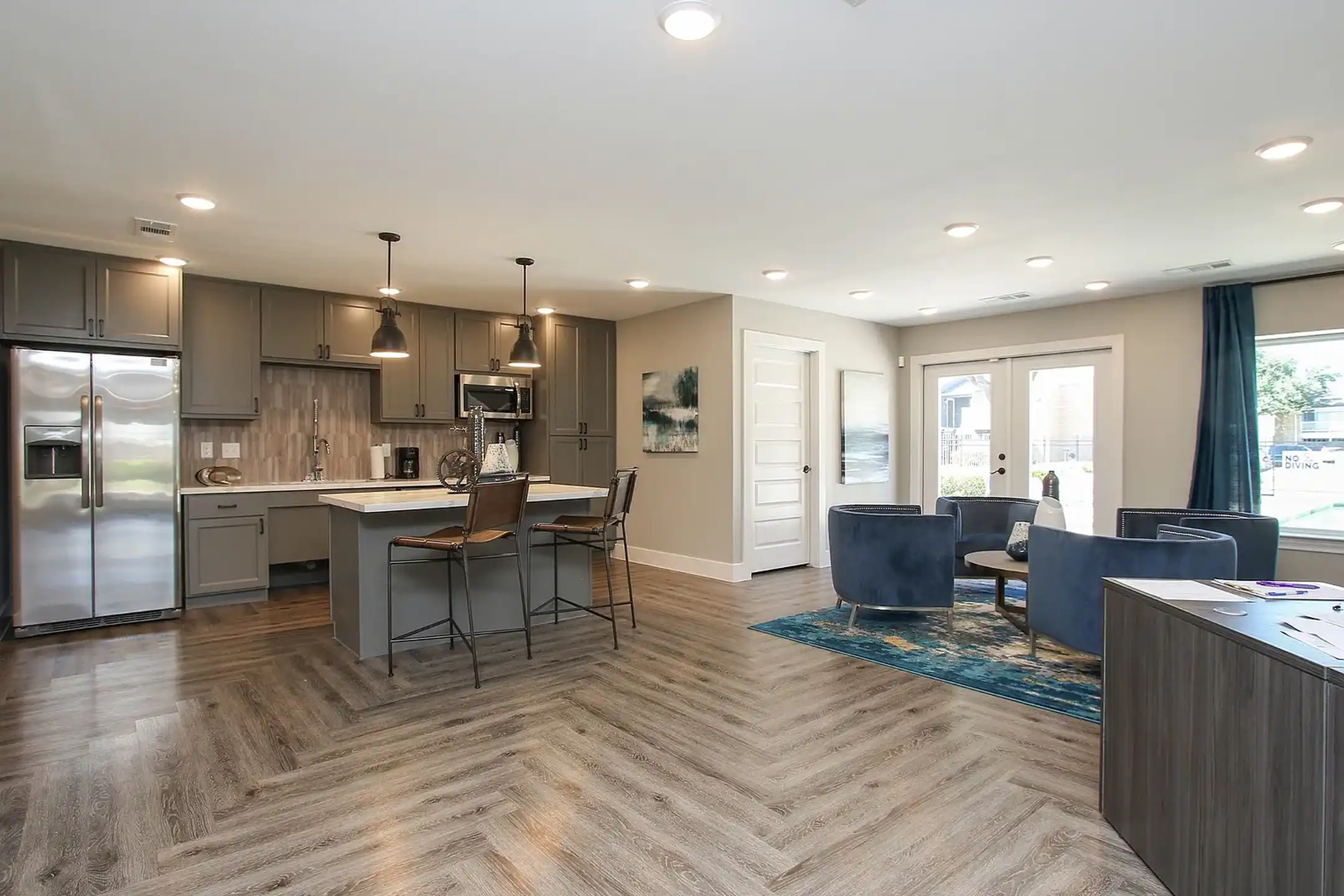 Barringer Square - Webster, TX 77598 | ApartmentGuide.com