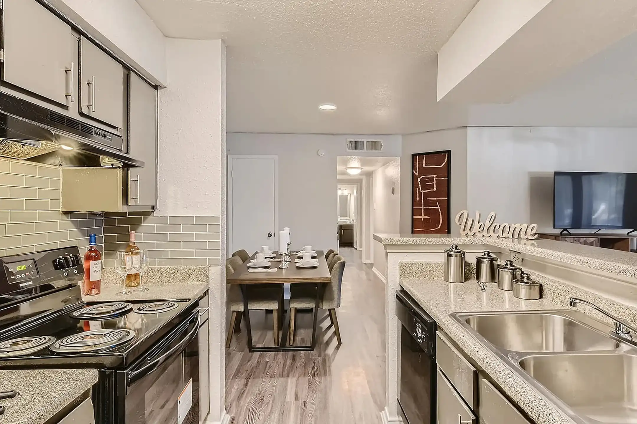7227 East Hwy 290 - Austin, TX 78723 | ApartmentGuide.com