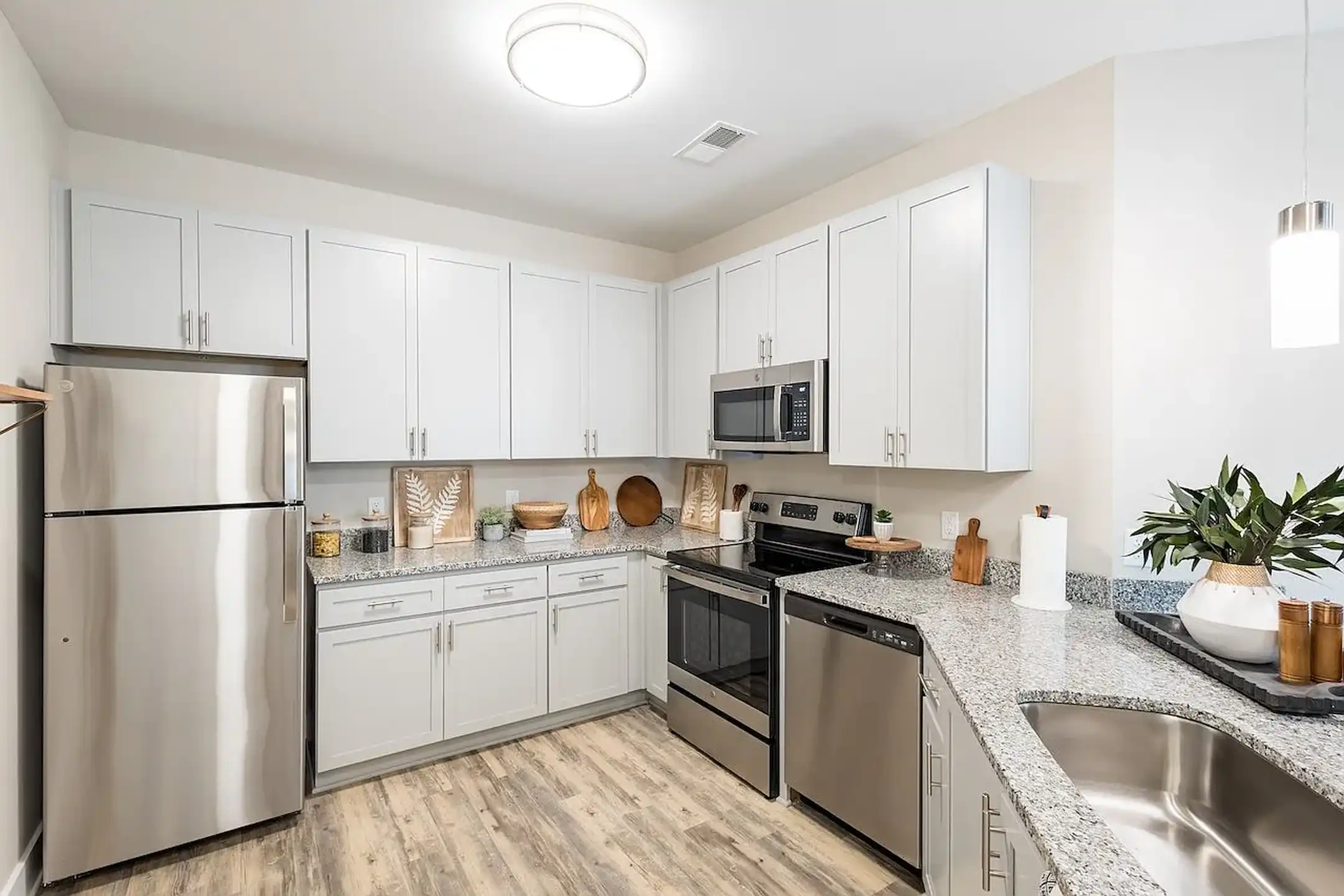 South Pointe at Wayside - Raeford, NC 28376 | ApartmentGuide.com