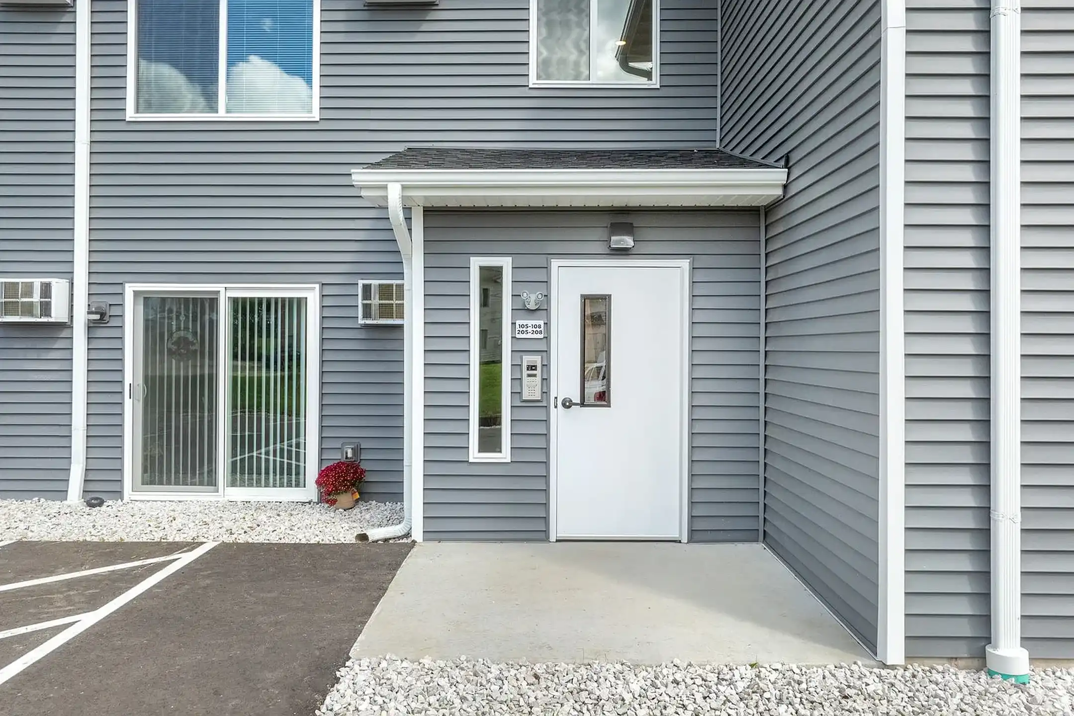 The Arnie Apartments - Rio, WI 53960 | ApartmentGuide.com