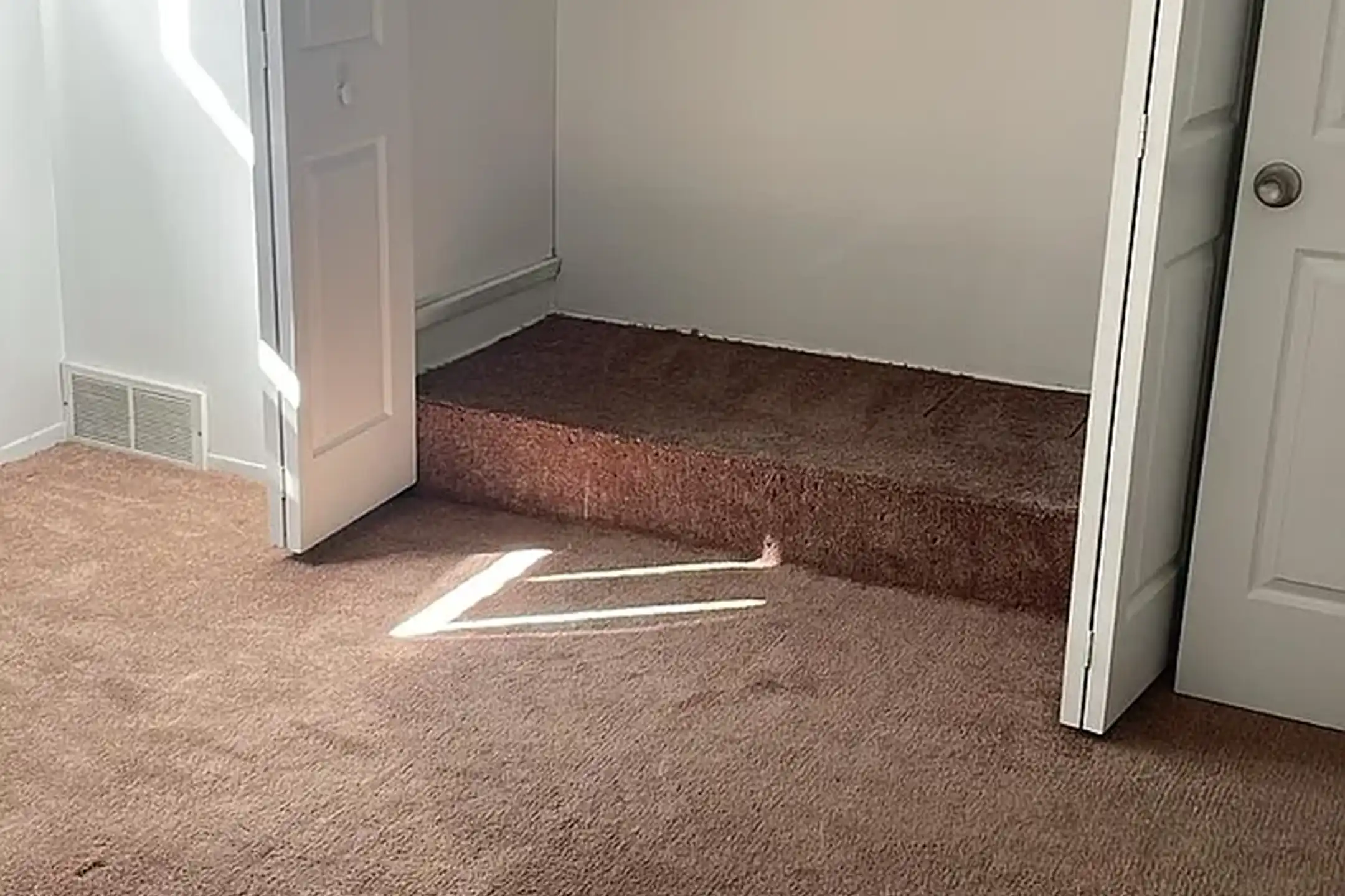 Quail Ridge Aparments - Davison, MI 48423 | ApartmentGuide.com