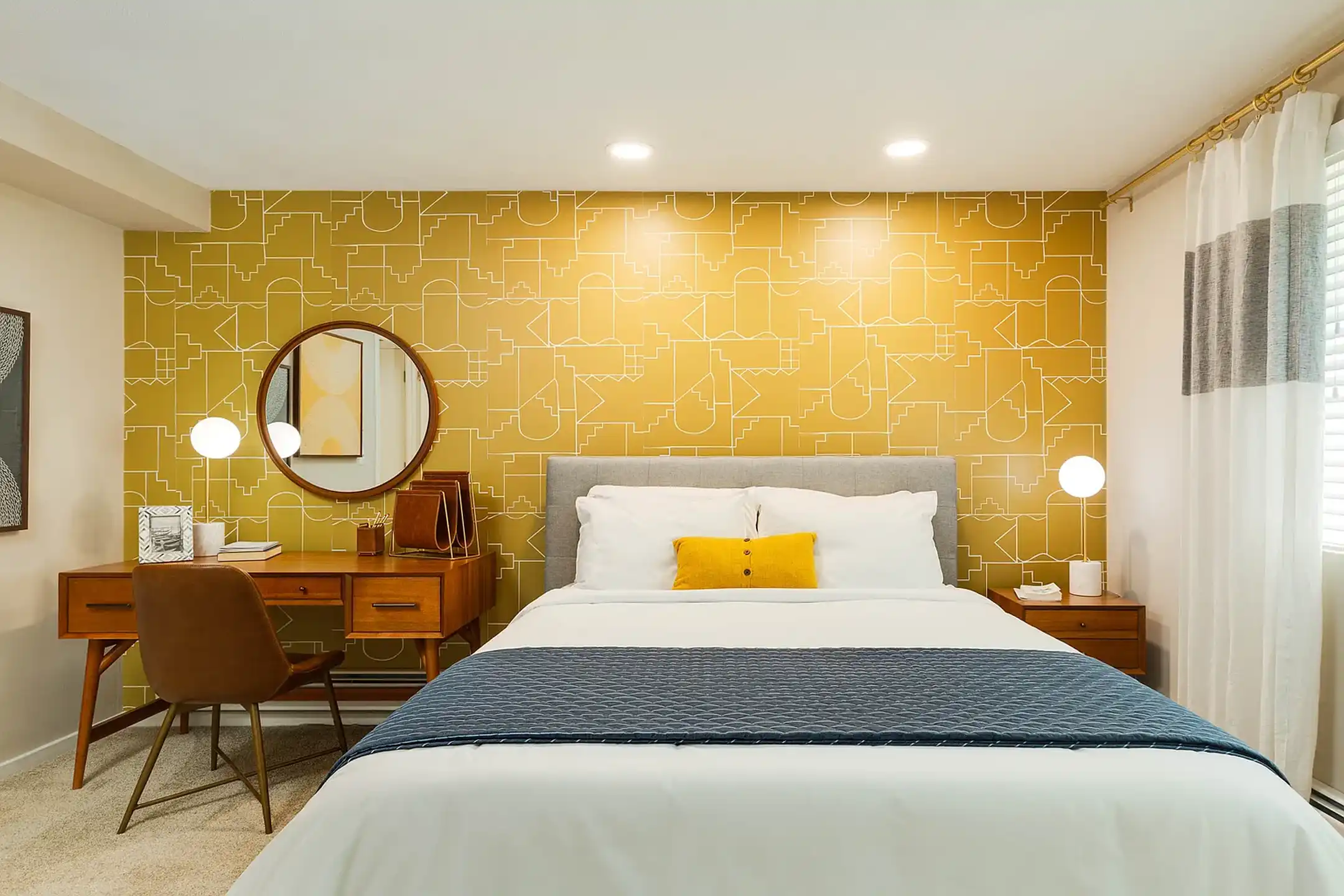 Cabot Crossing - Lowell, MA 01852 | ApartmentGuide.com