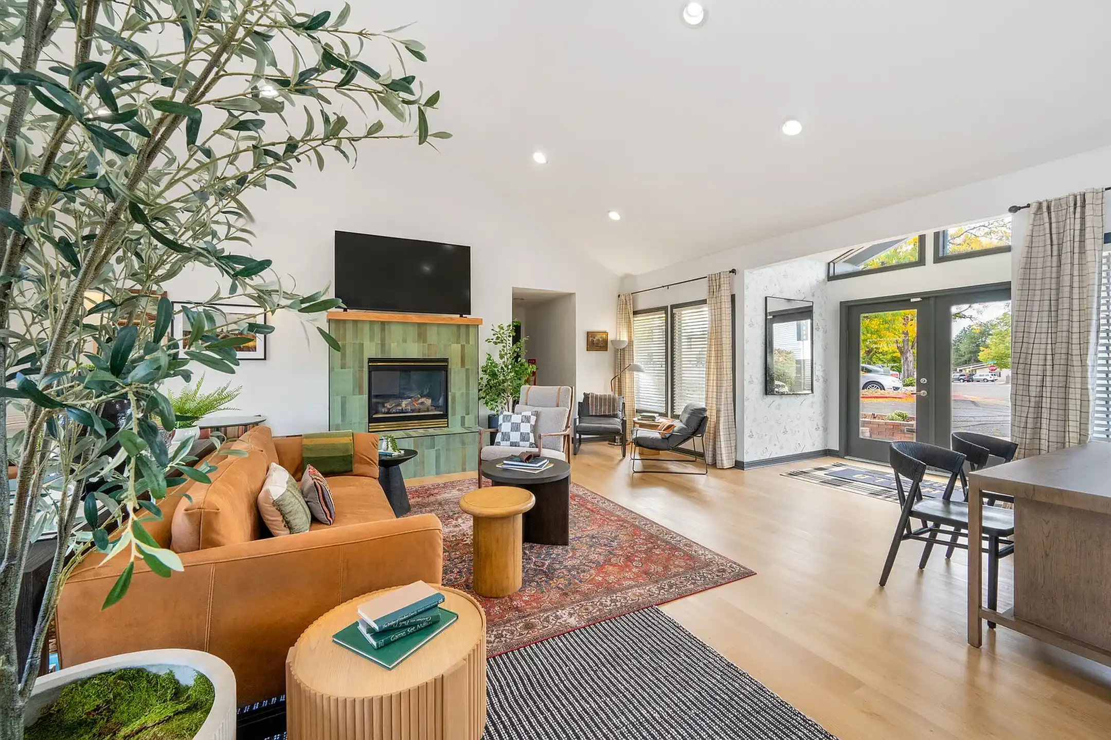 The Hewing - Fort Collins, CO 80526 | ApartmentGuide.com