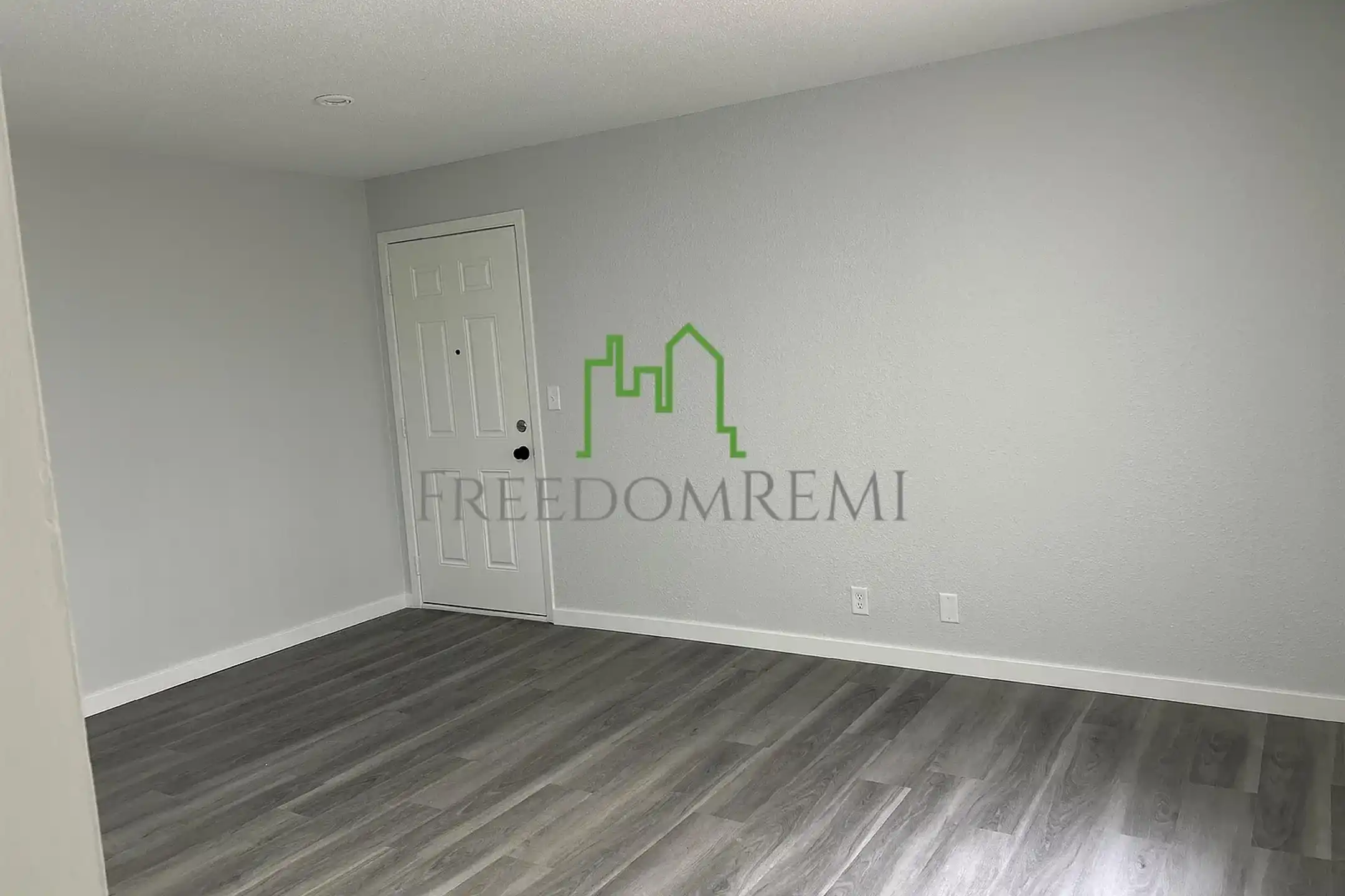 OakLee Apartments - Cedar Rapids, IA 52402 | ApartmentGuide.com