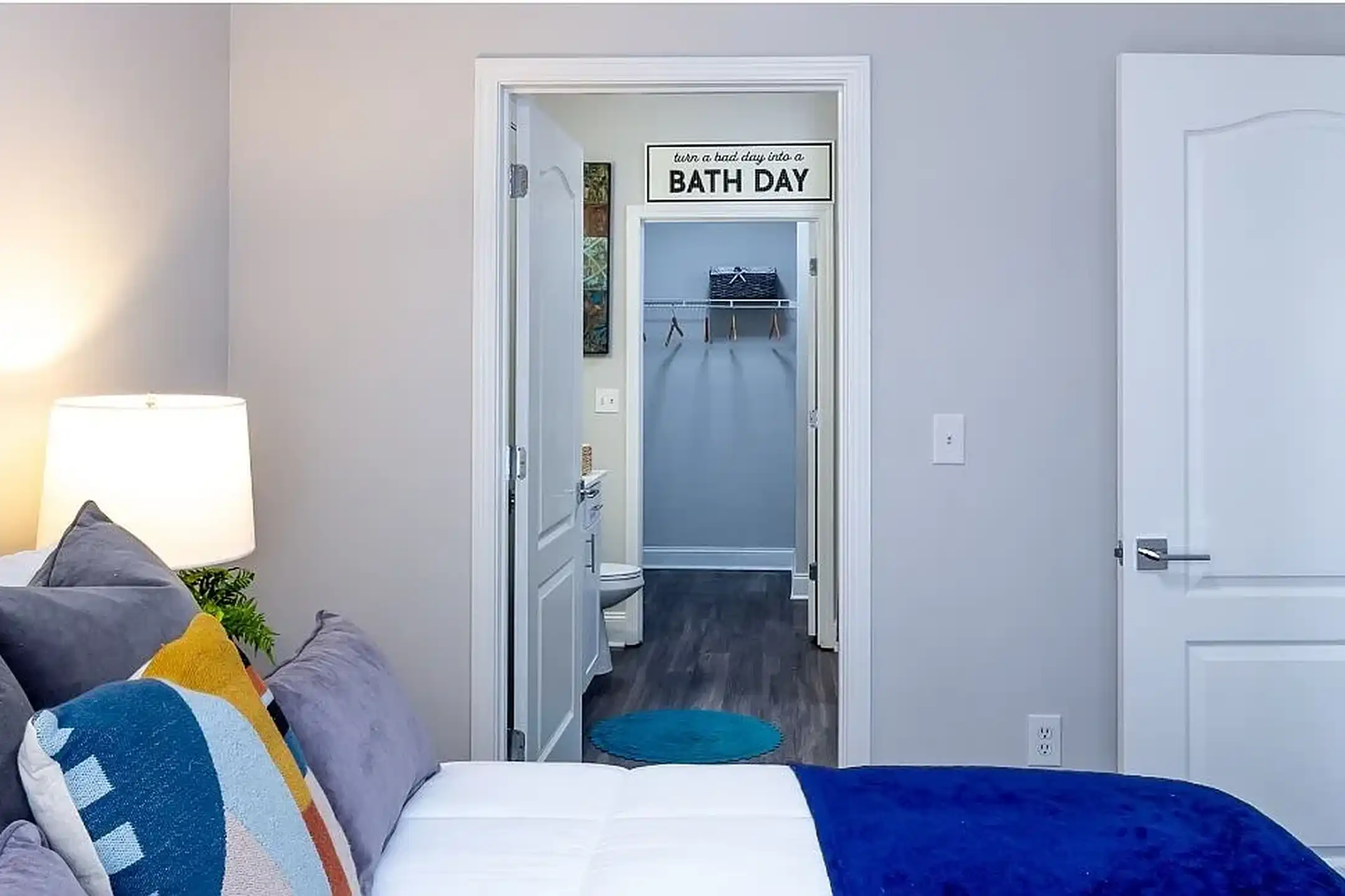 CB Lofts Apartments - Atlanta, GA 30324 | ApartmentGuide.com