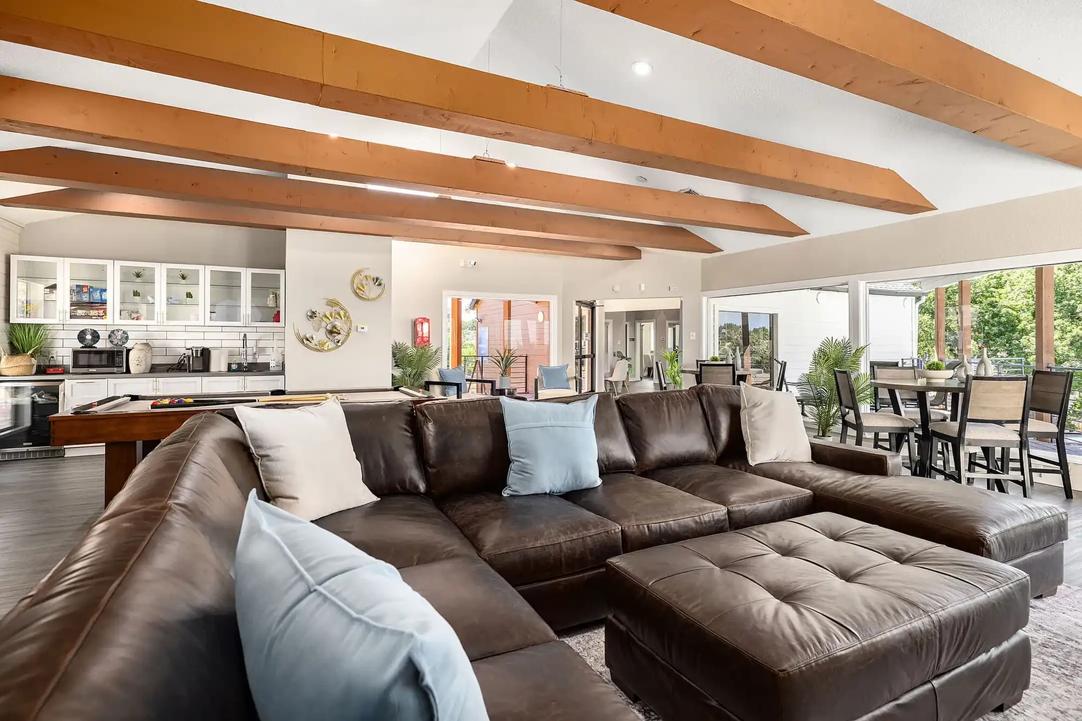 The Carmin - Arlington, TX 76006 | ApartmentGuide.com