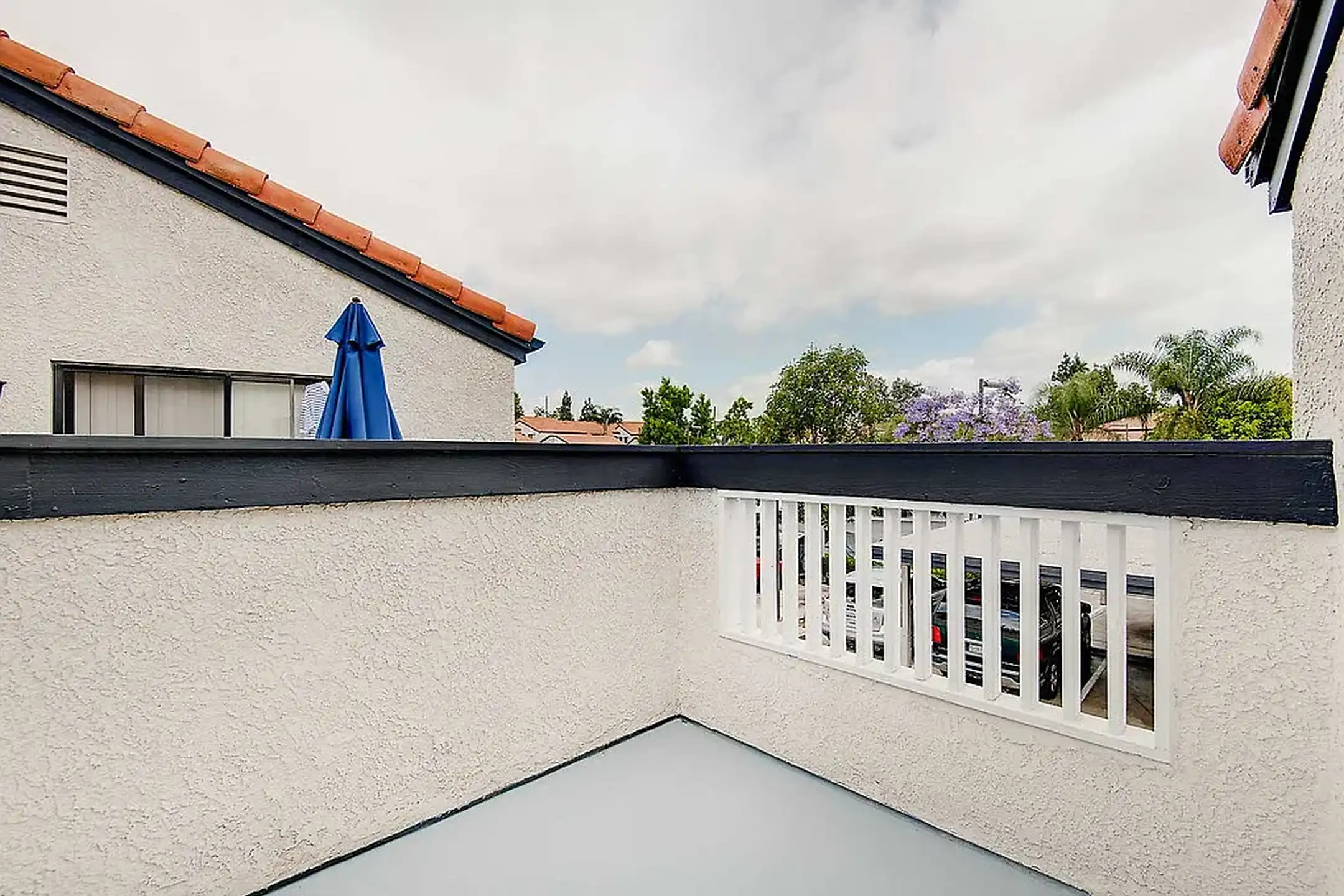 Parkside Court - Santa Ana, CA 92703 | ApartmentGuide.com