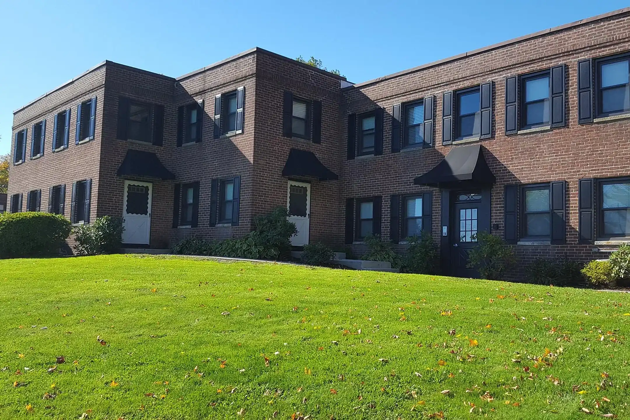 Soundview Apartments - Norwalk, CT 06850 | ApartmentGuide.com