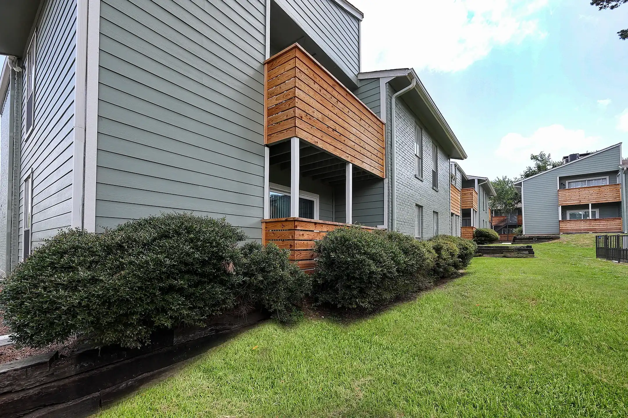 Fox Run - Tyler, TX 75701 | ApartmentGuide.com