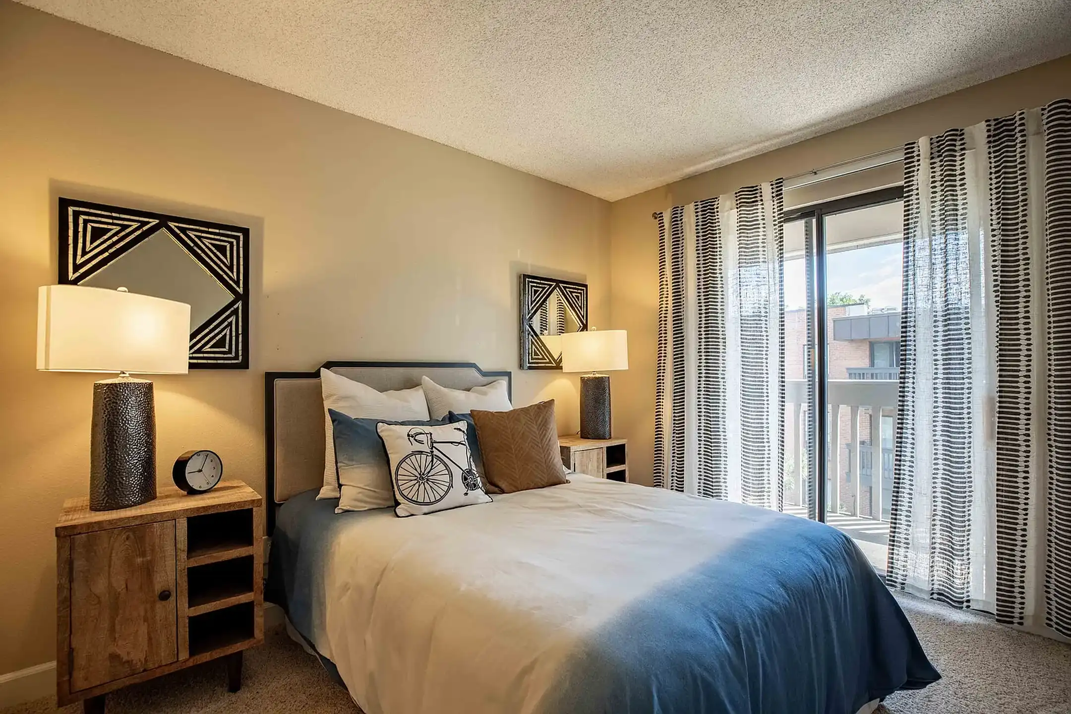 Summitt Ridge - Denver, CO 80237 | ApartmentGuide.com
