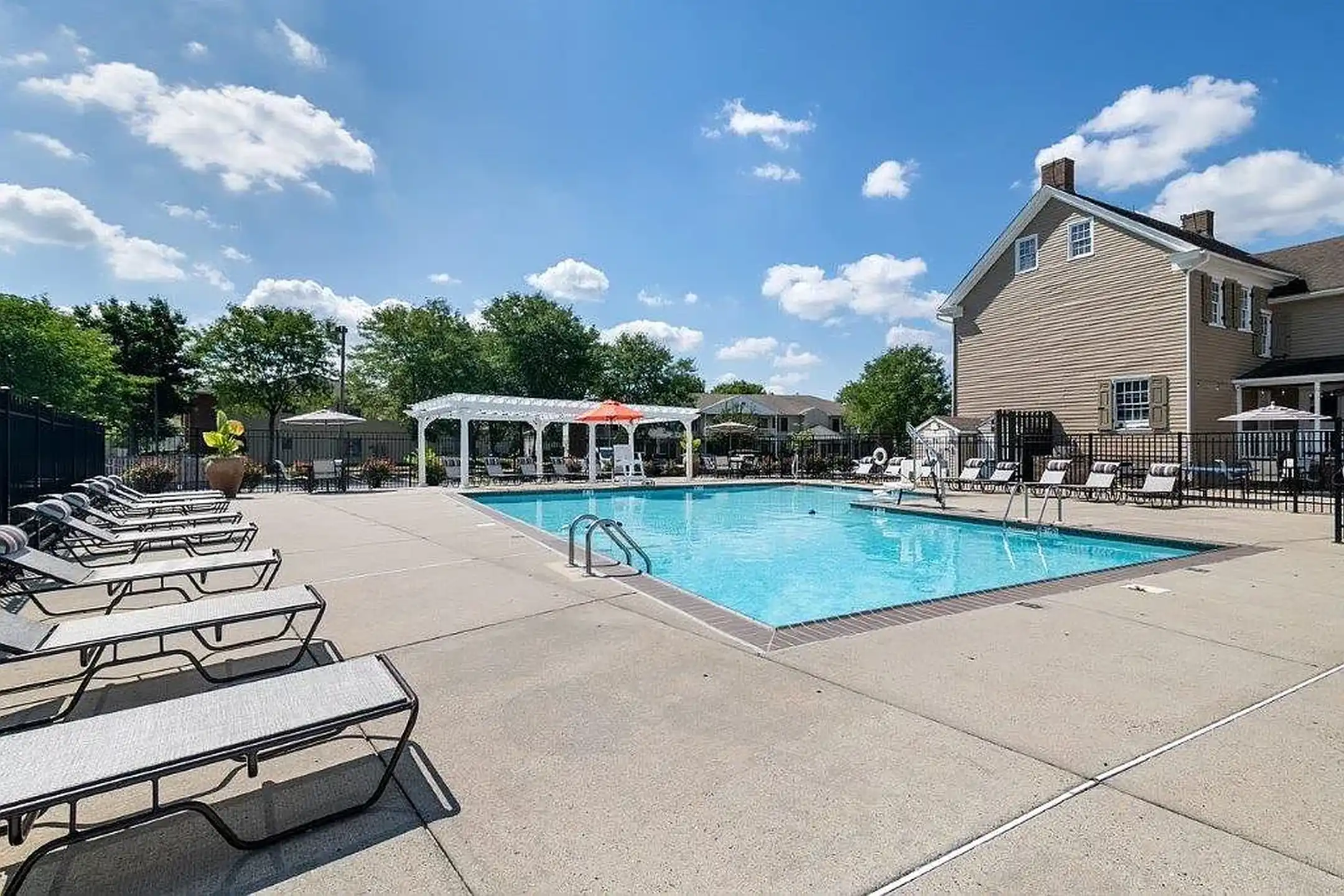 Woodview at Marlton Apartment Homes - Marlton, NJ 08053 ...